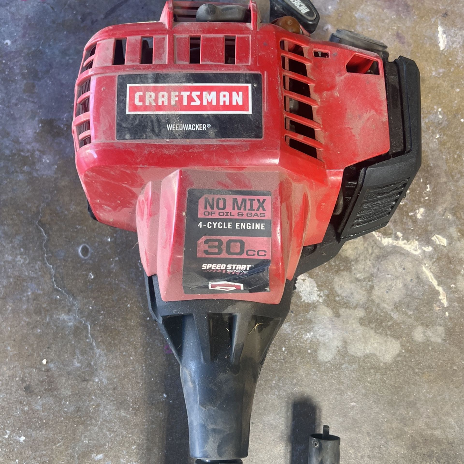 Weedwacker craftsman 30cc for Sale in Bakersfield, CA - OfferUp