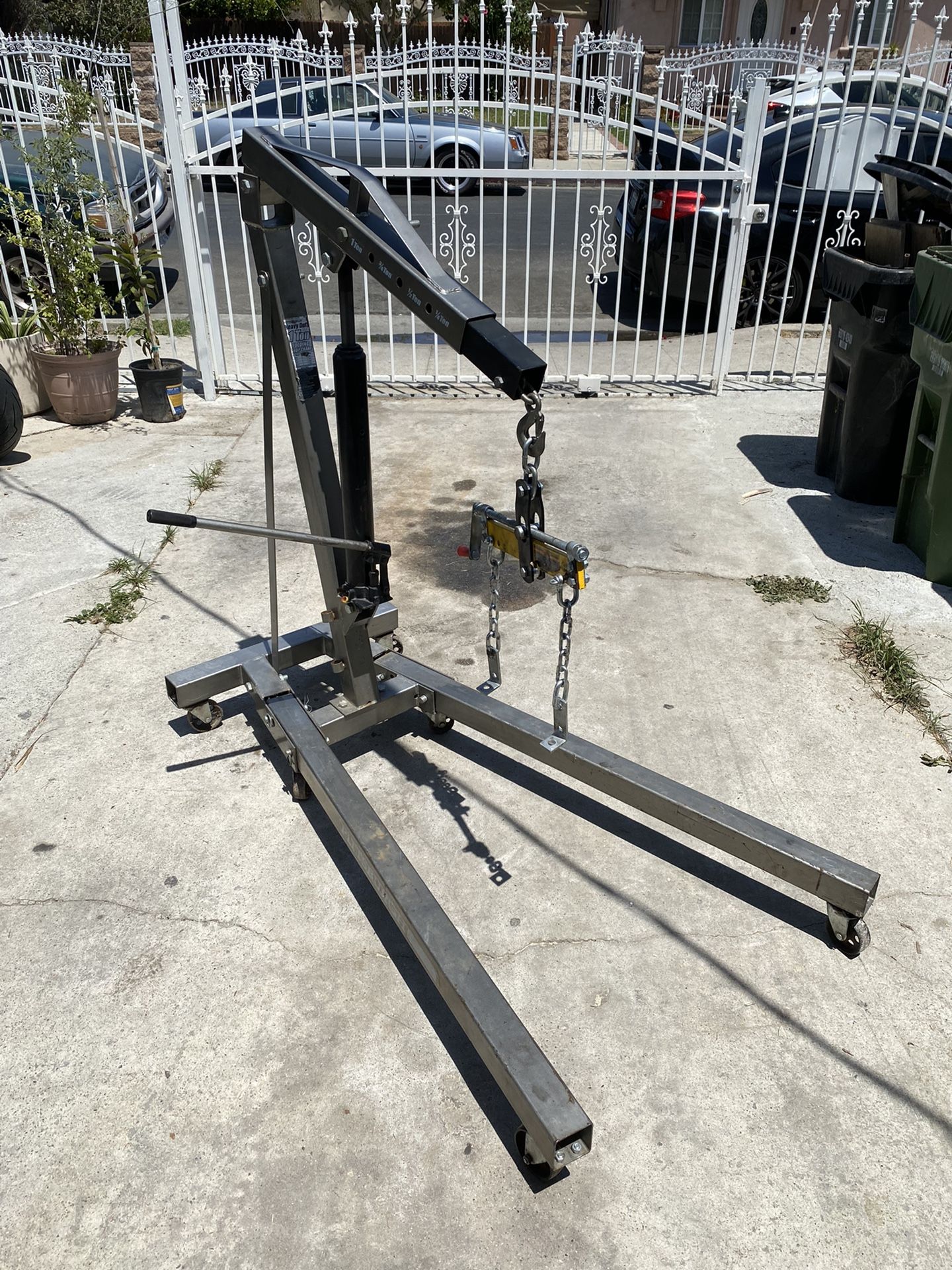 Antique Engine Hoist