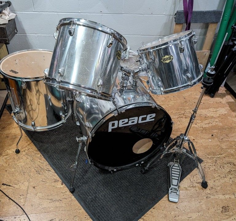 Drum Set - Chrome Wrap, 4 drums - Kick, Rack Toms 1&2, Floor Tom + Hi ...