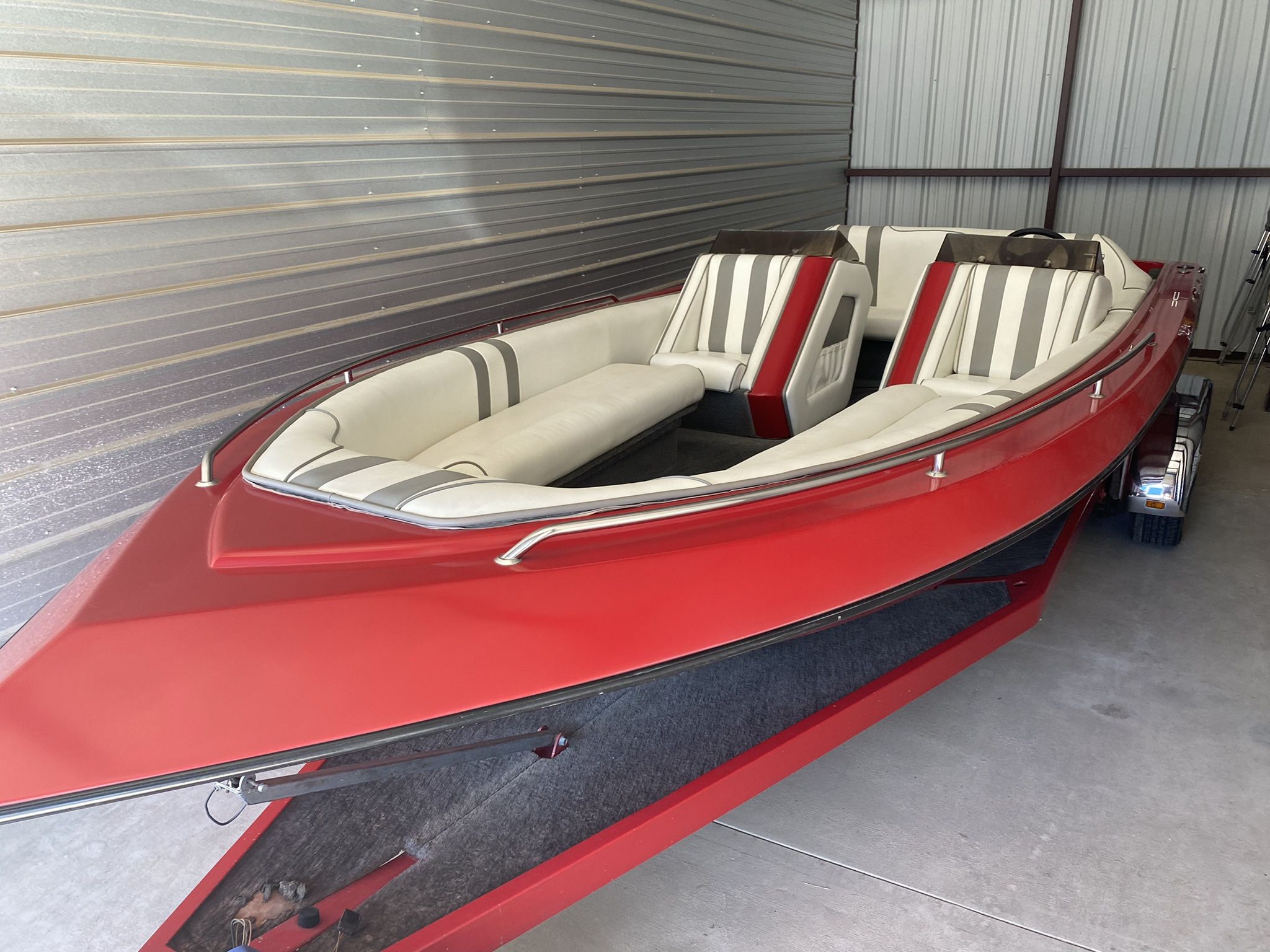 1990 22 Ft Jet Boat Hamilton by Placecraft for Sale in Parker, AZ - OfferUp