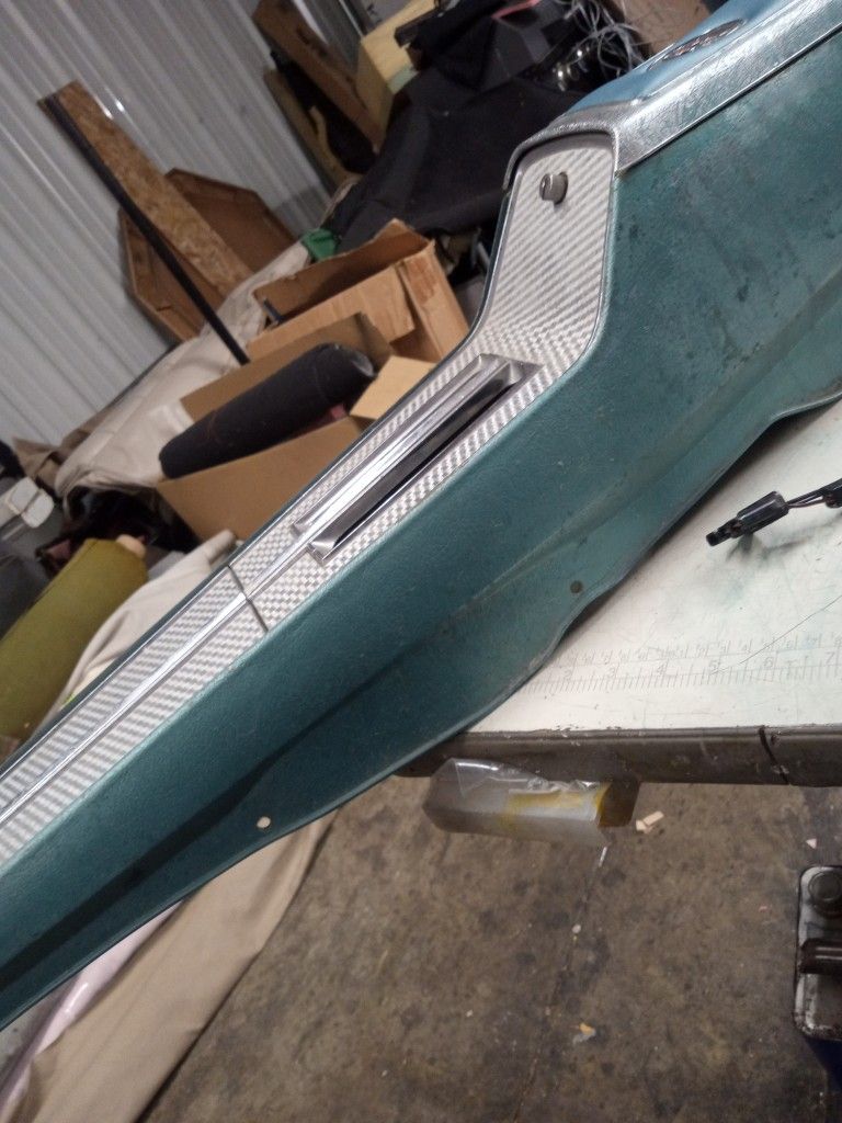 1964 Supersport Impala Center Console for Sale in Long Beach, CA - OfferUp