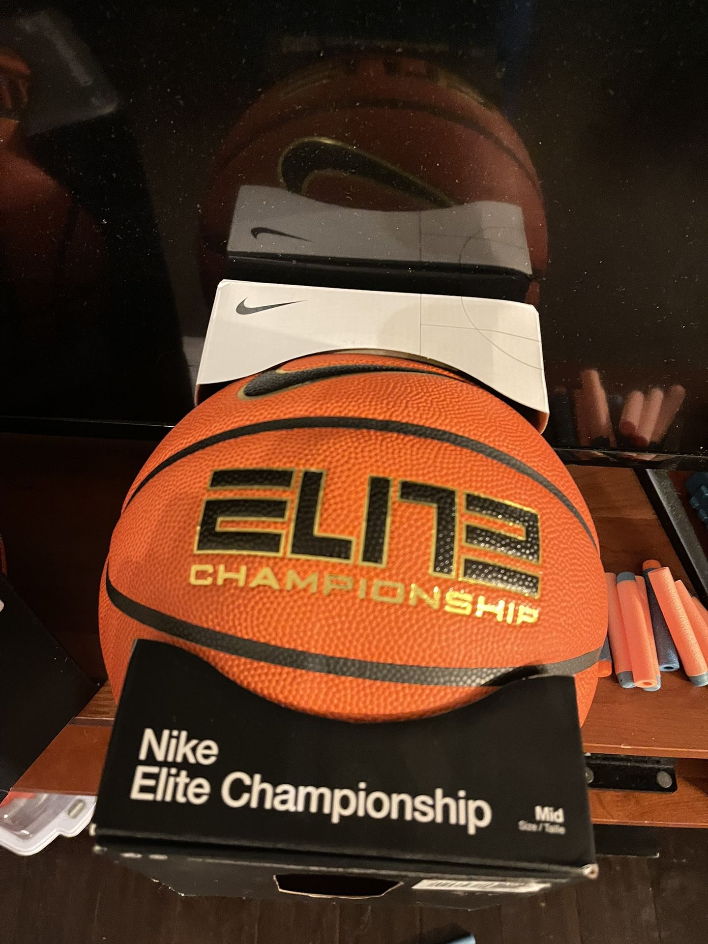 Nike Elite Championship Airlock Basketball
