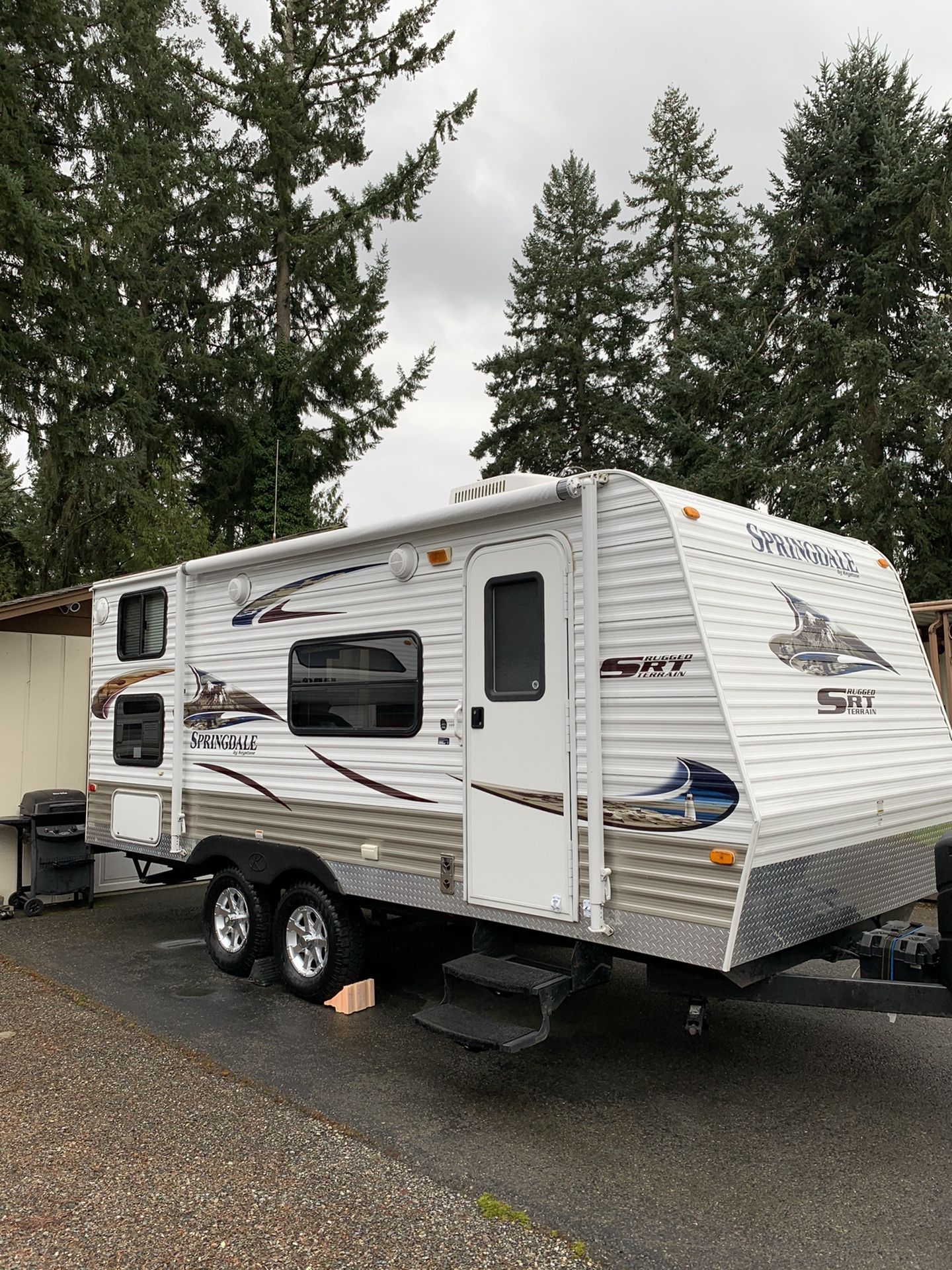 2010 Keystone Springdale SRT Rugged Terrain 20 ft for Sale in BETHEL ...