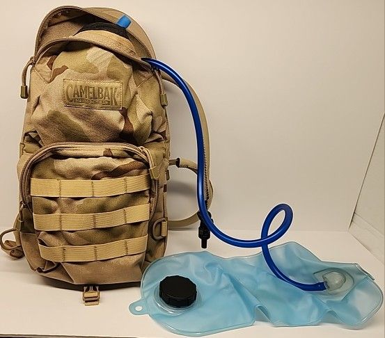 New Camelbak Maximum Gear Camo Desert Hydration Backpack Mule With ...