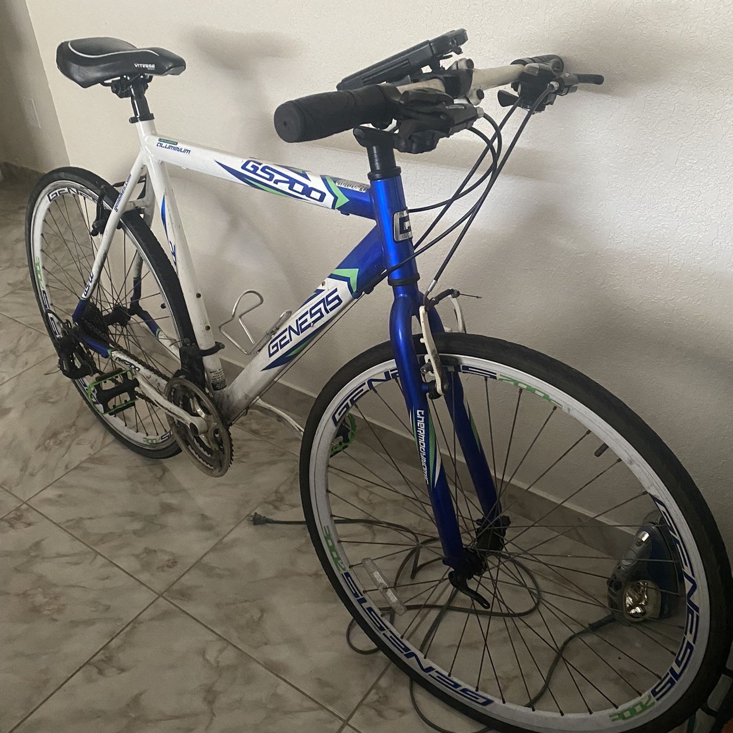 Genesis G5700 Bike | ppgbbe.intranet.biologia.ufrj.br