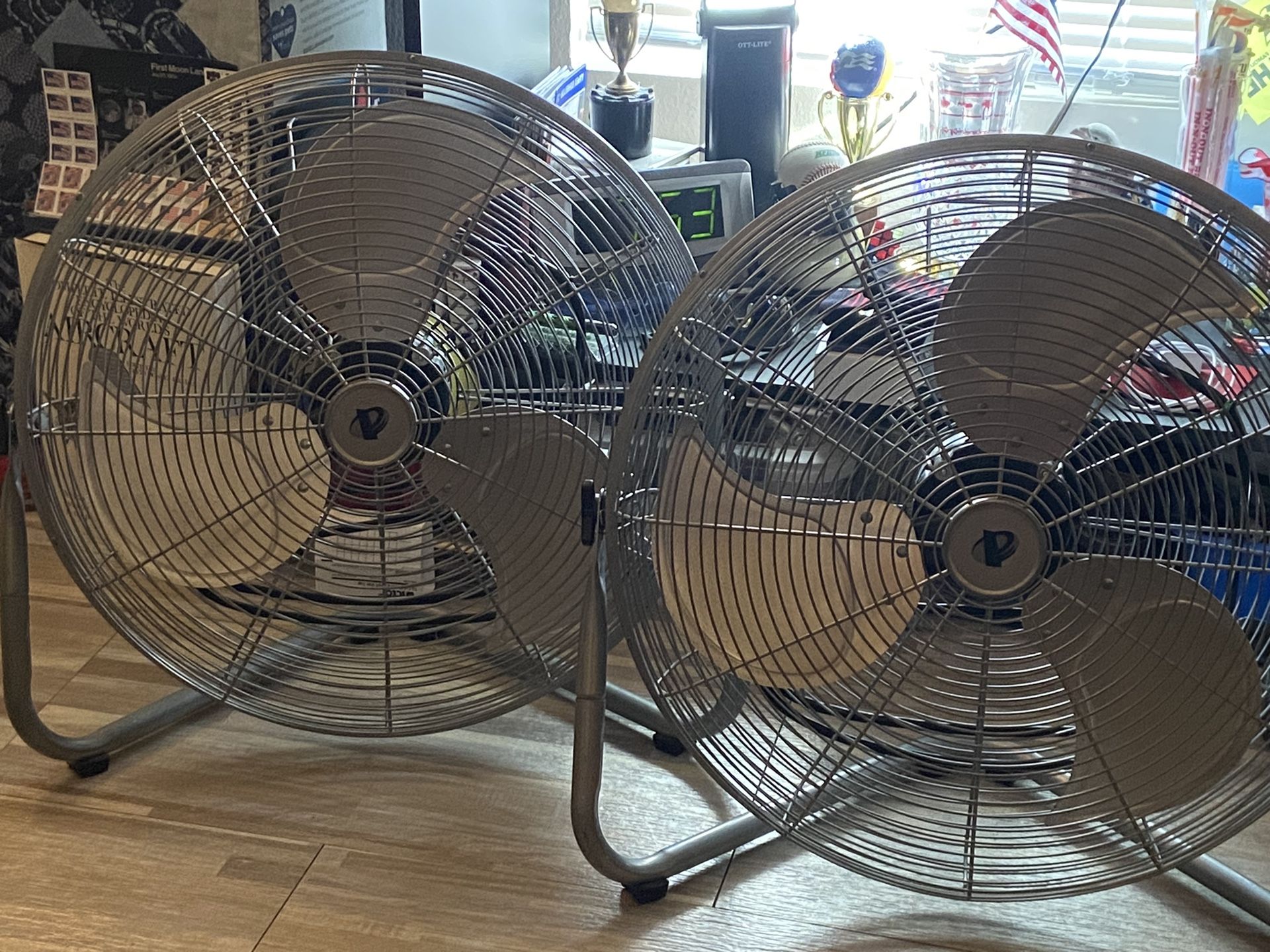 20 Inch Fans Package Deal Both More Posts Thanks For Your Time for Sale ...