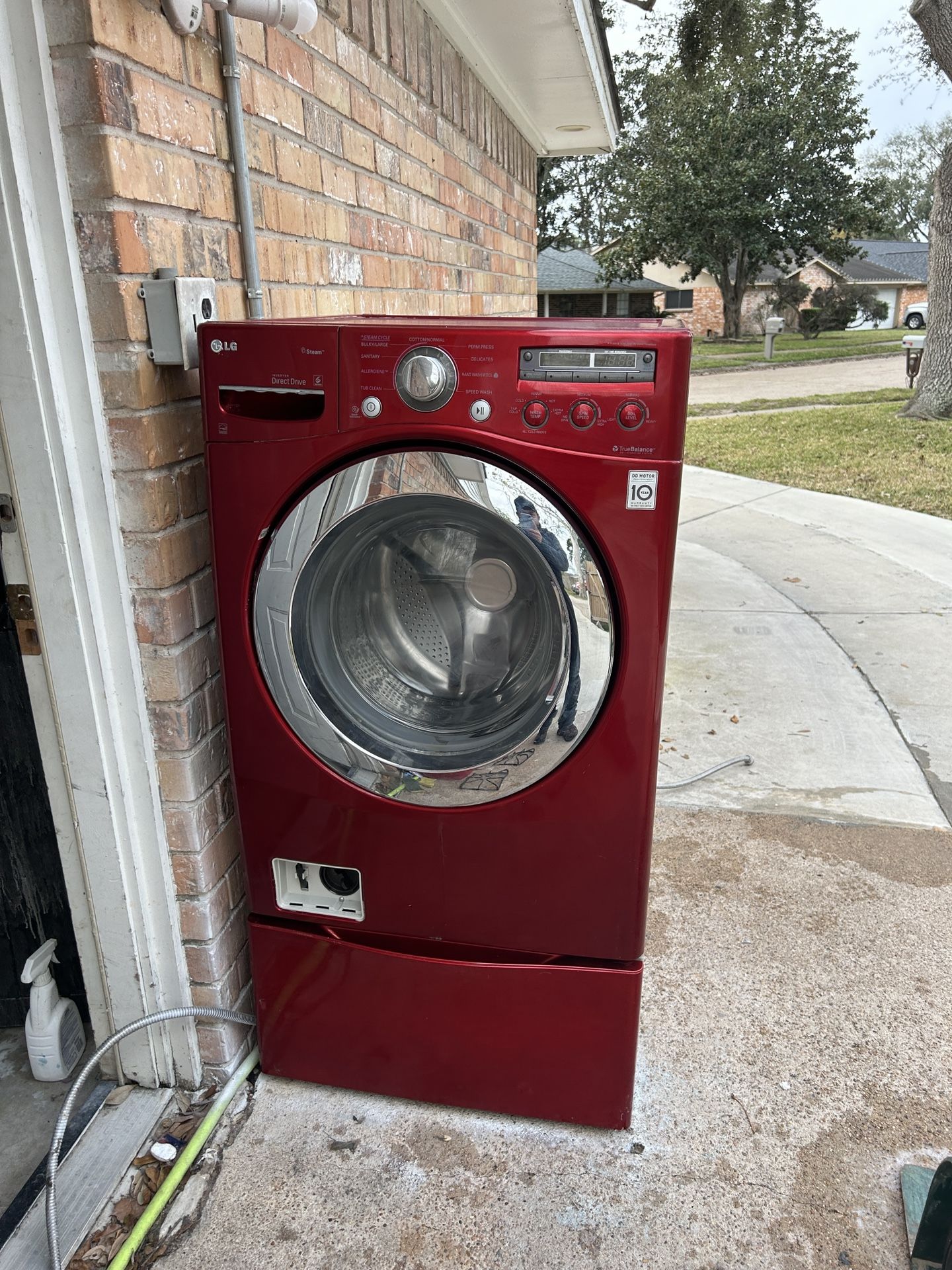 LG WASHER FRONT LOADE RED ELECTRIC WORKING GREAT TRABAJAN BIEN for Sale ...