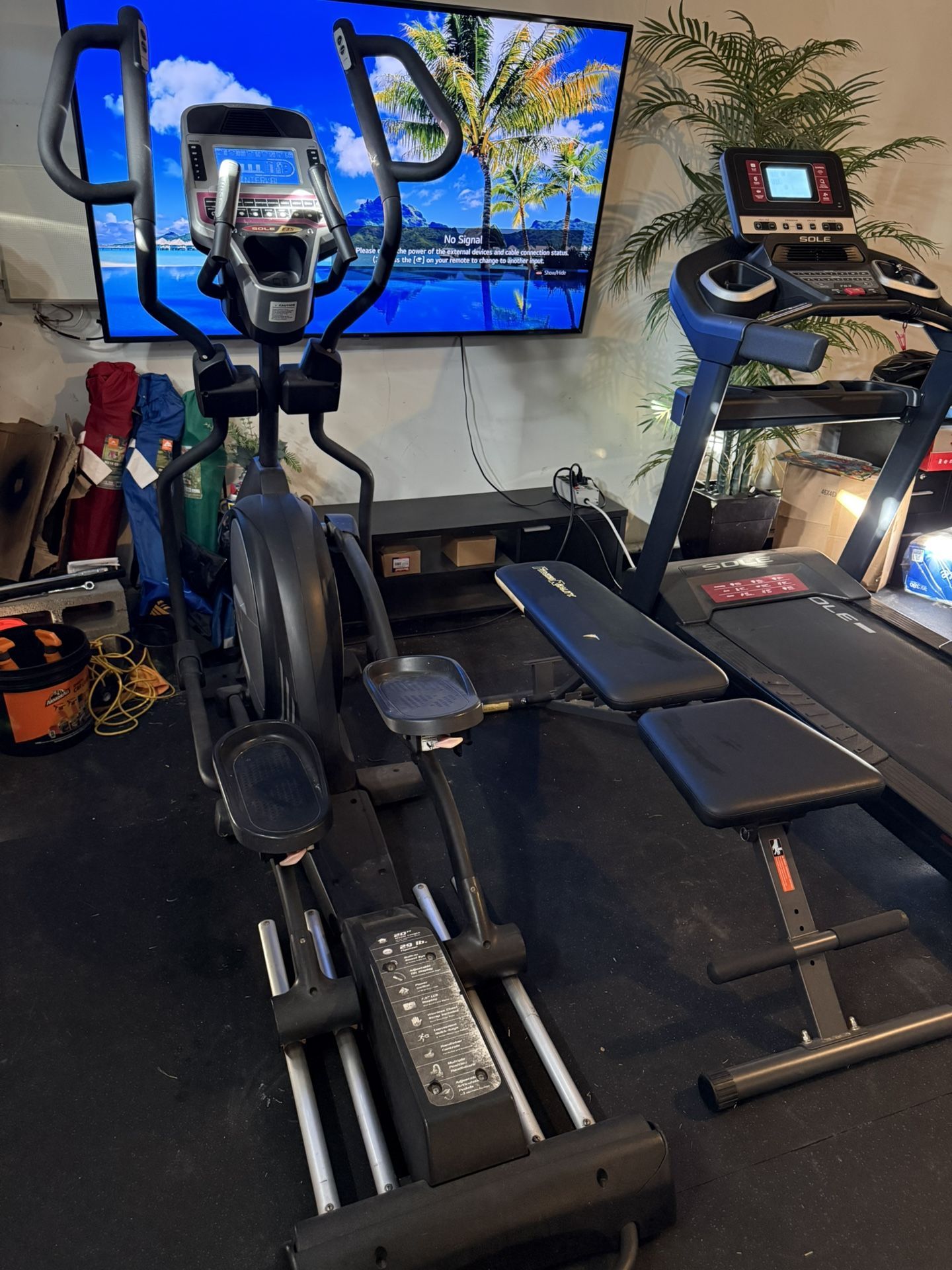 Sole E35 Elliptical for Sale in Chino Hills, CA - OfferUp