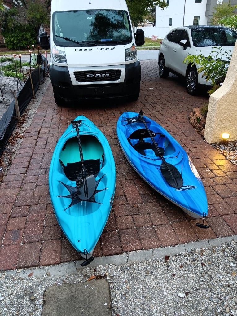 Kayaks 10ft Pelican for Sale in Sarasota, FL - OfferUp