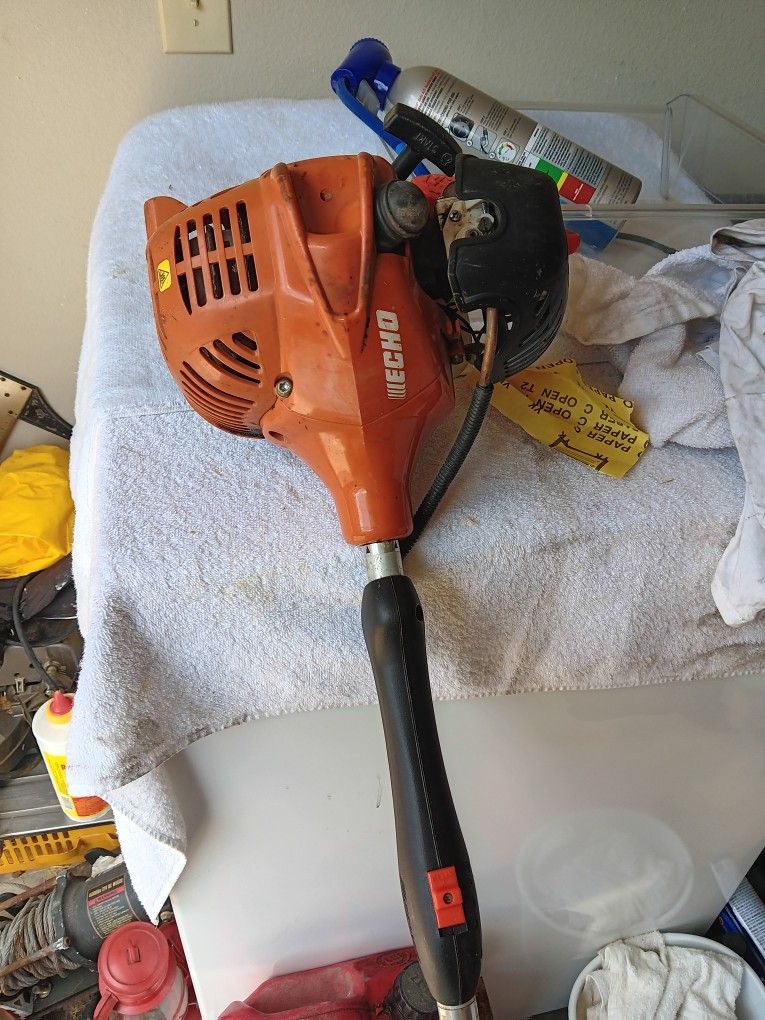 Echo Weed Eater Turns On First Try Good Condition for Sale in Corpus ...