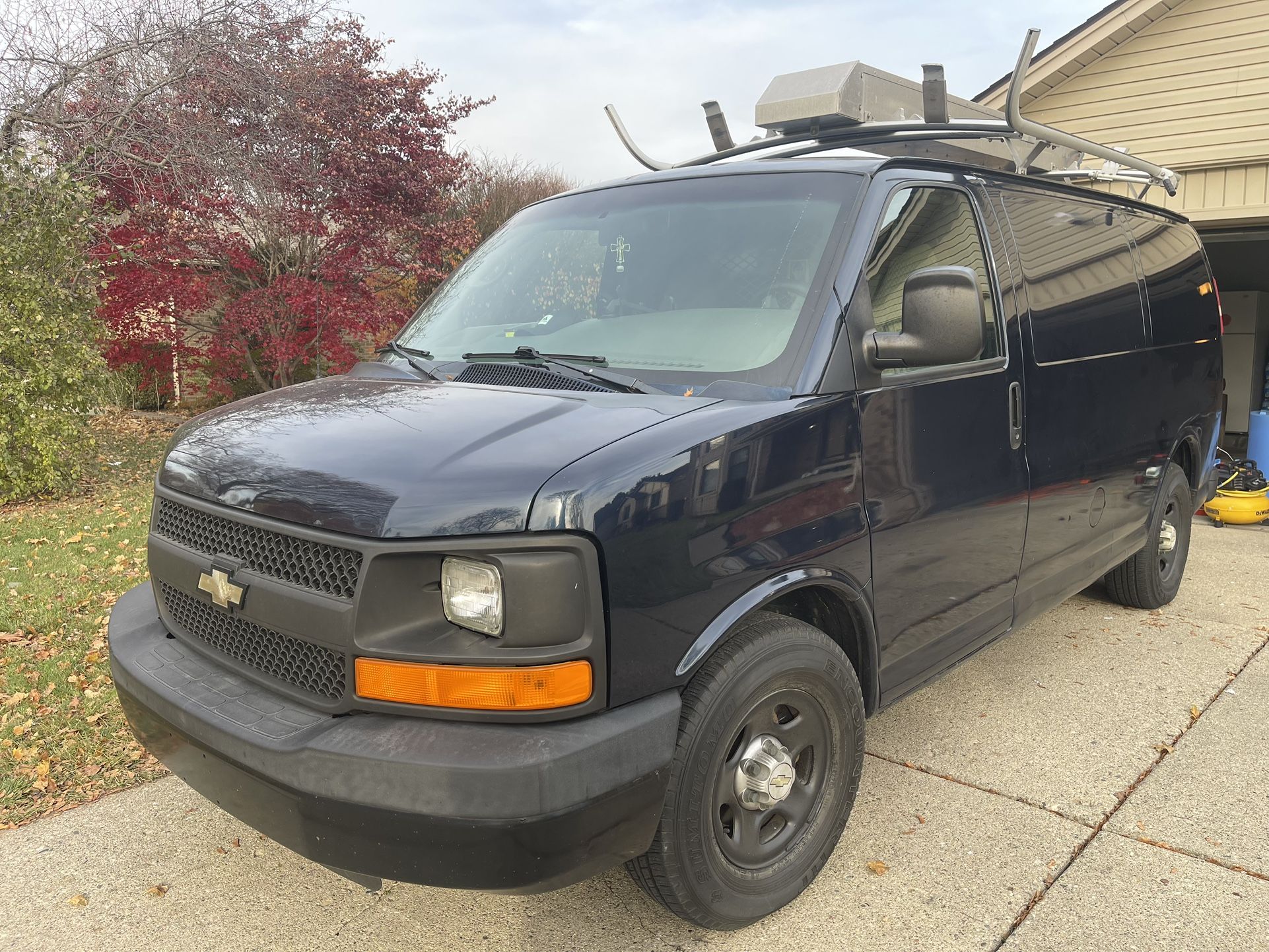 2006 Chevy Express 1500 Cargo for Sale in Warren, MI - OfferUp