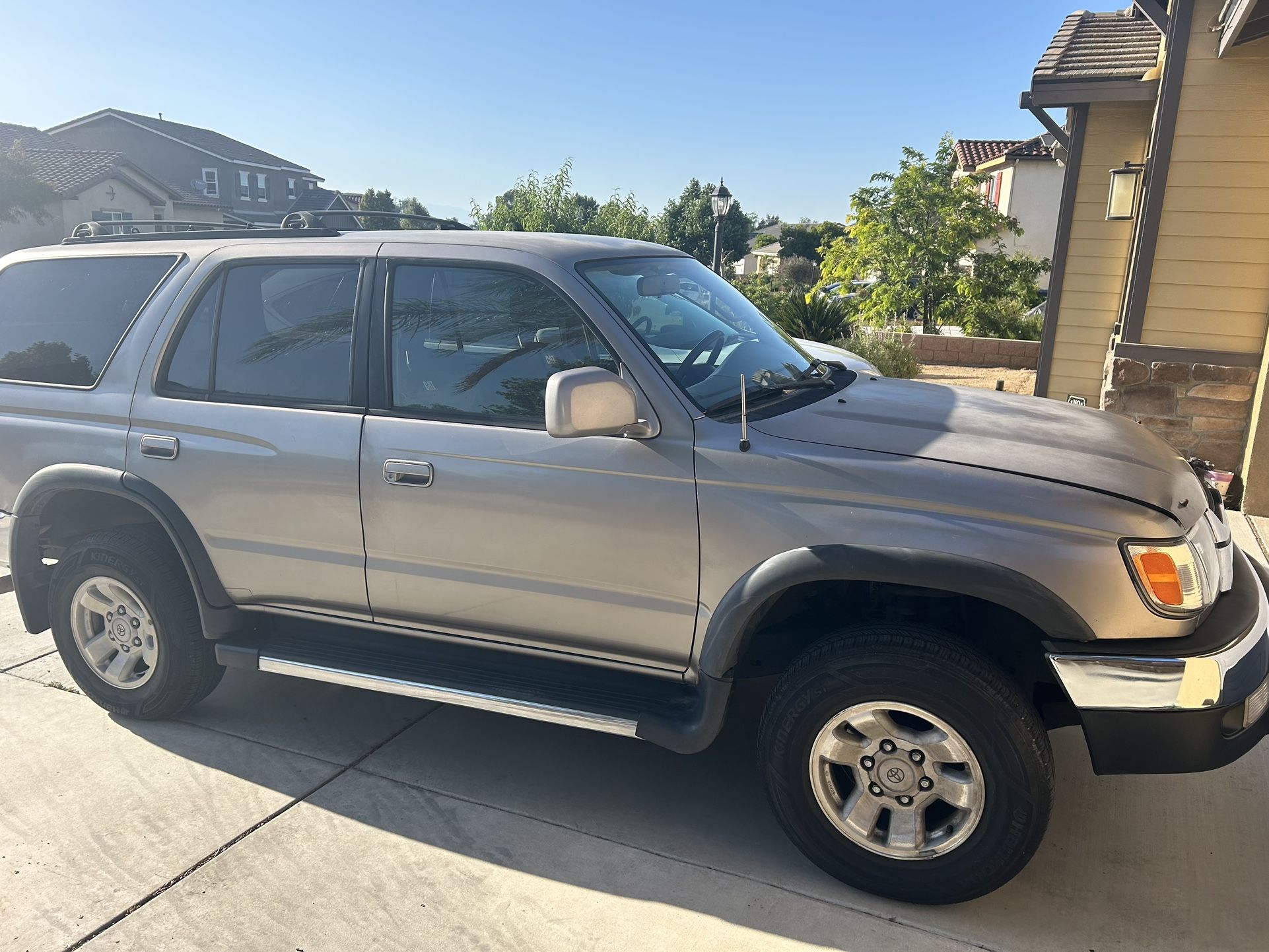 2001 Toyota 4Runner for Sale in Wildomar, CA - OfferUp