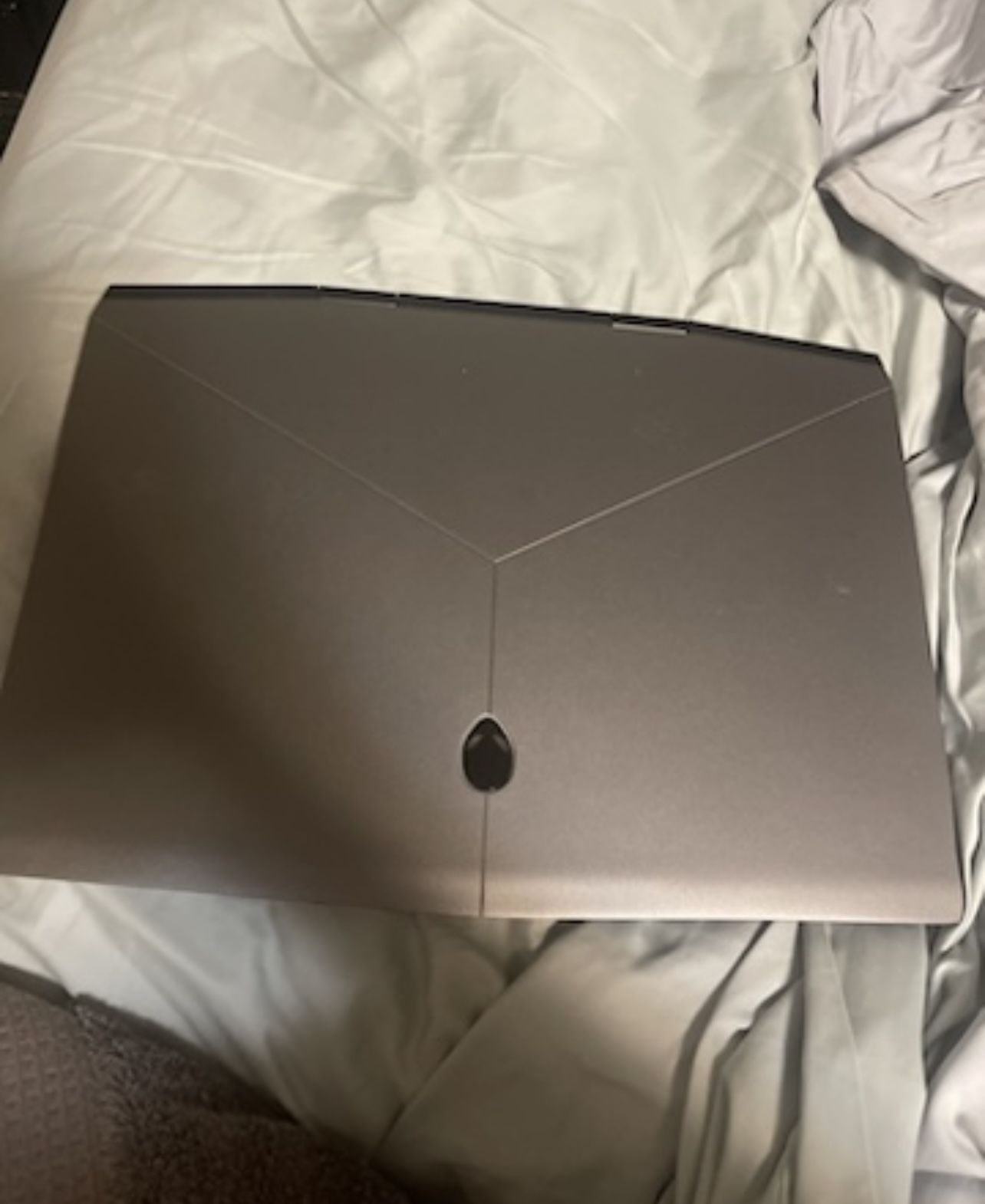 2020 Alienware m15, 15.6" (512 GB, 16 GB Ram) , Intel i7 9th gen, GTX ...