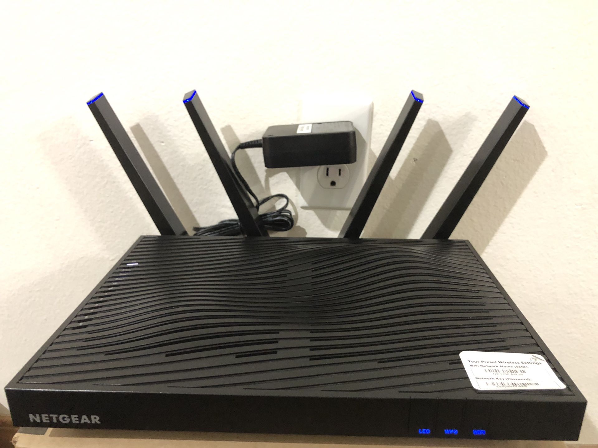 NETGEAR Nighthawk X8 AC5300 Tri-Band Wifi Router for Sale in Bothell ...