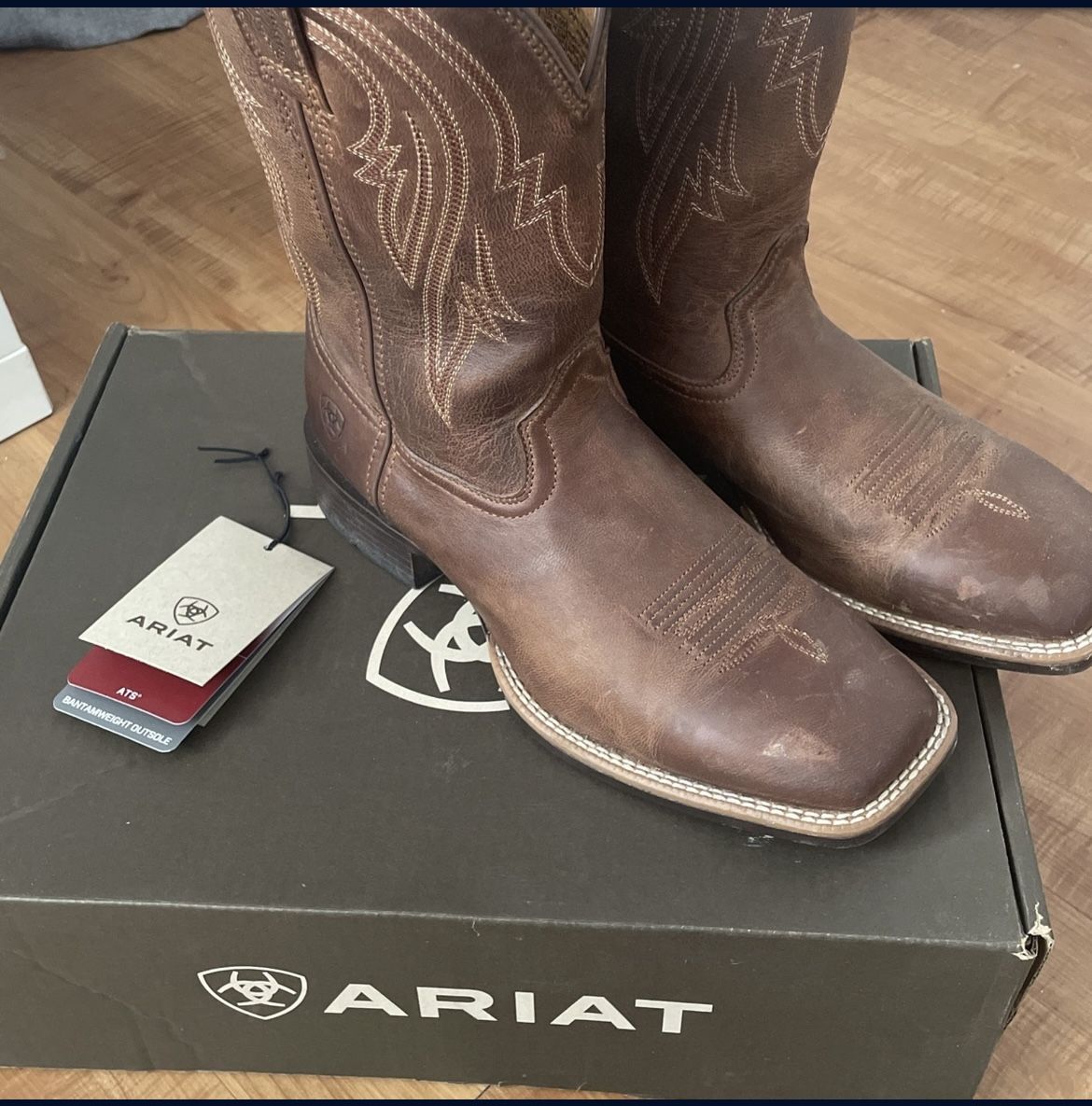 Ariat Men’s Boots 8.5 for Sale in Dallas, TX - OfferUp