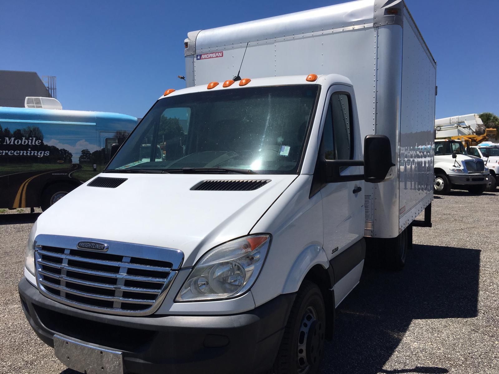 Freightliner Sprinter 3500 16 foot high cube box truck 16 feet long 8 ...