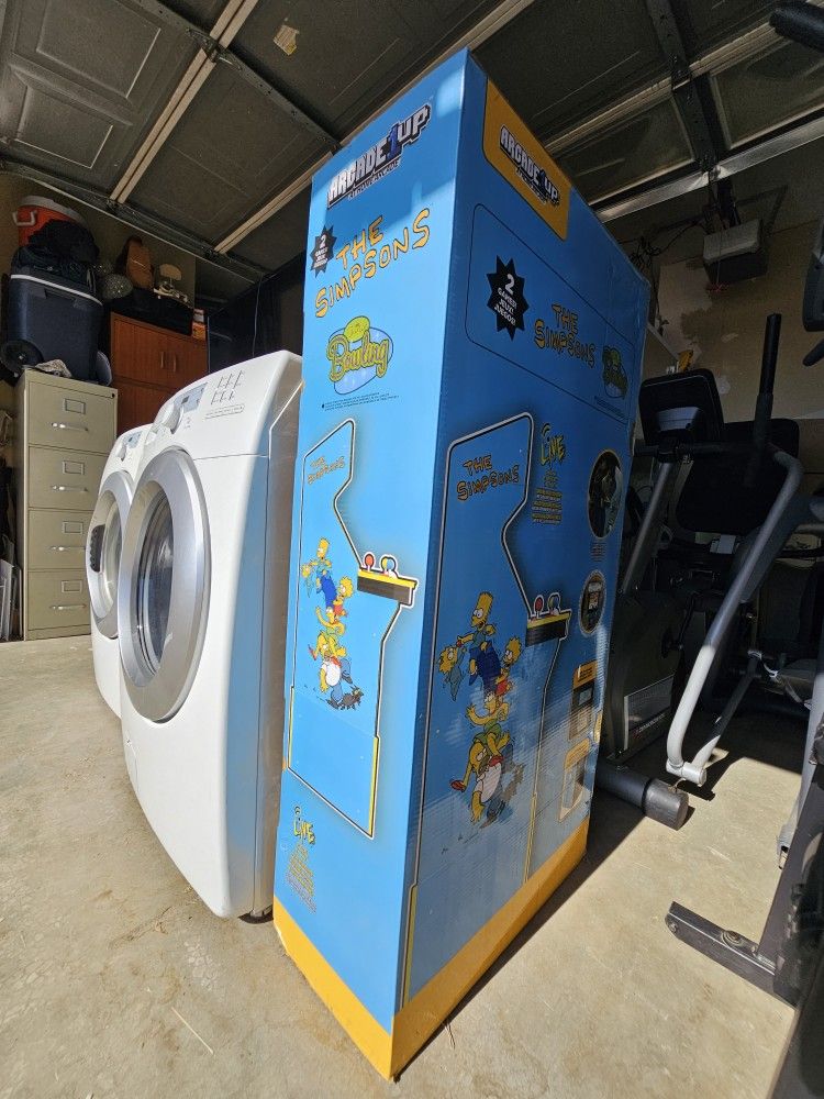 The Simpsons Arcade Machine. for Sale in Hesperia, CA - OfferUp