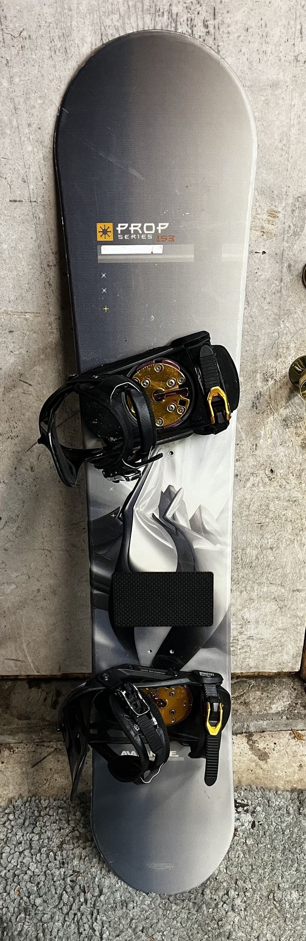 Snowboard With Bindings for Sale in Covington, WA - OfferUp