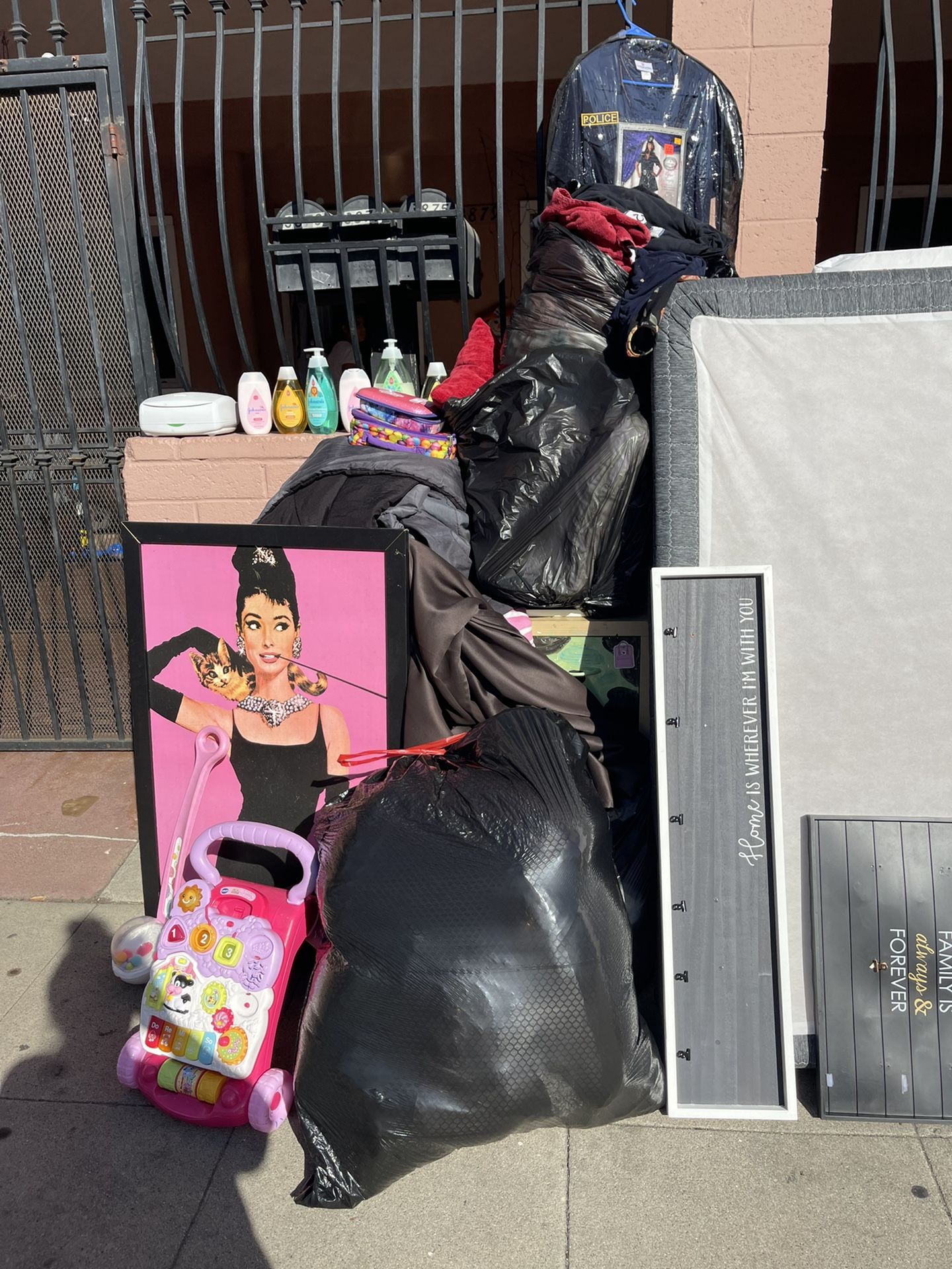 A lot Of Free Stuff for Sale in San Diego, CA - OfferUp