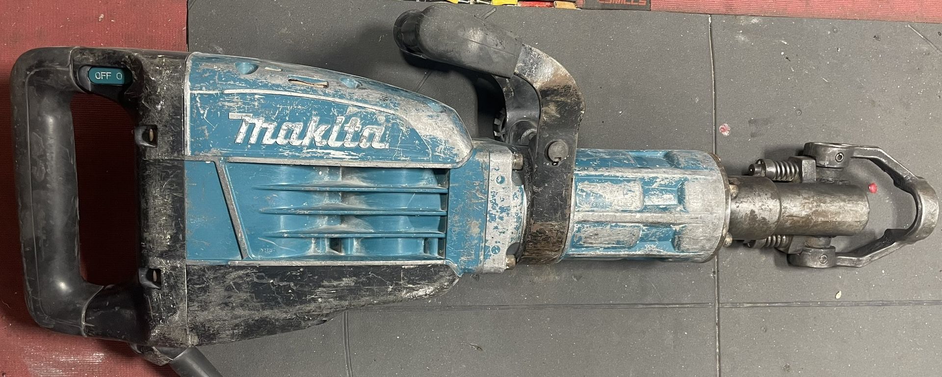 Pre-Owned Makita 35 lb.Demolition Hammer Model HM1307CB for Sale in ...