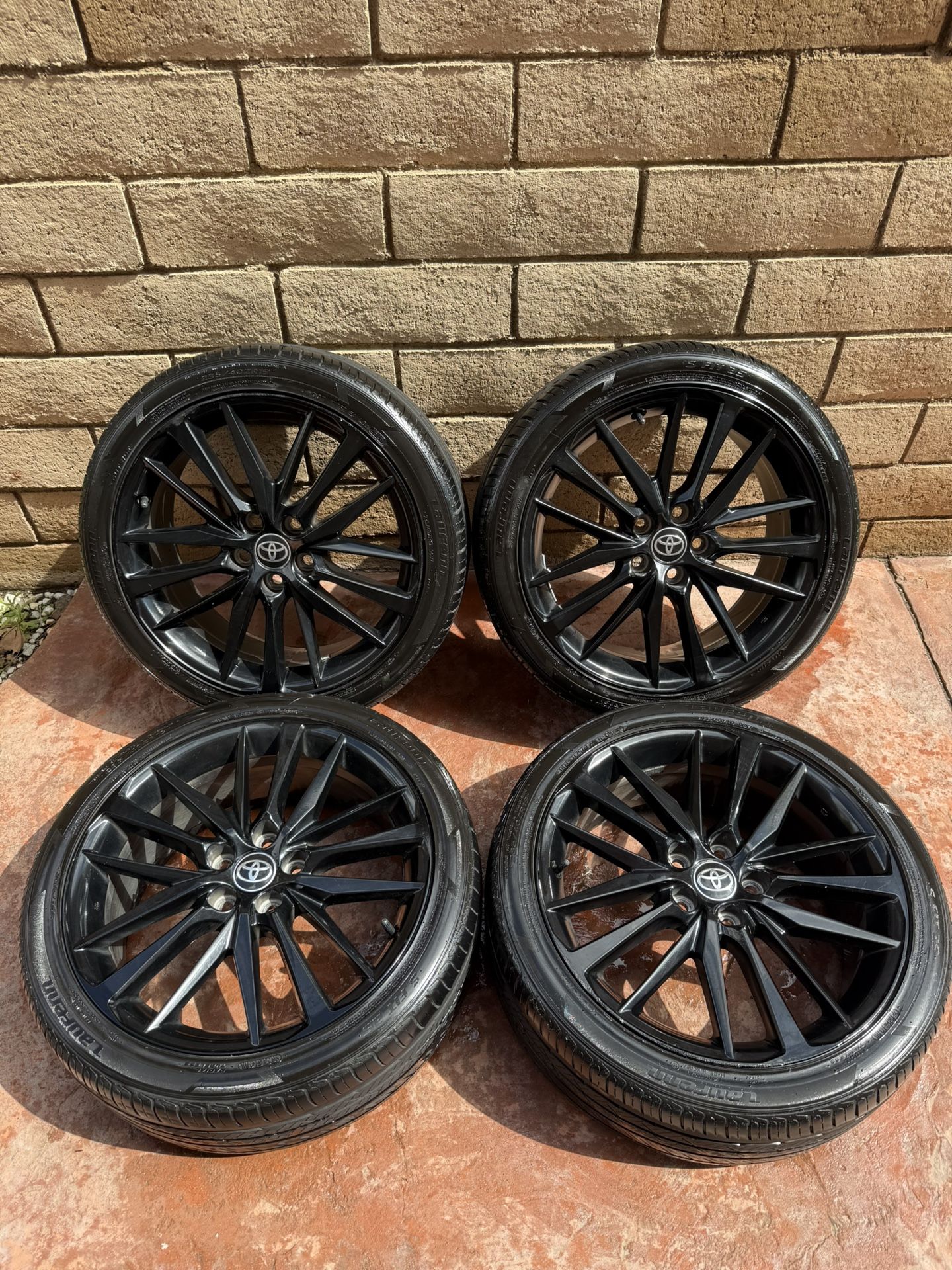 2018-2024 Toyota Camry 19in Rims for Sale in Fontana, CA - OfferUp