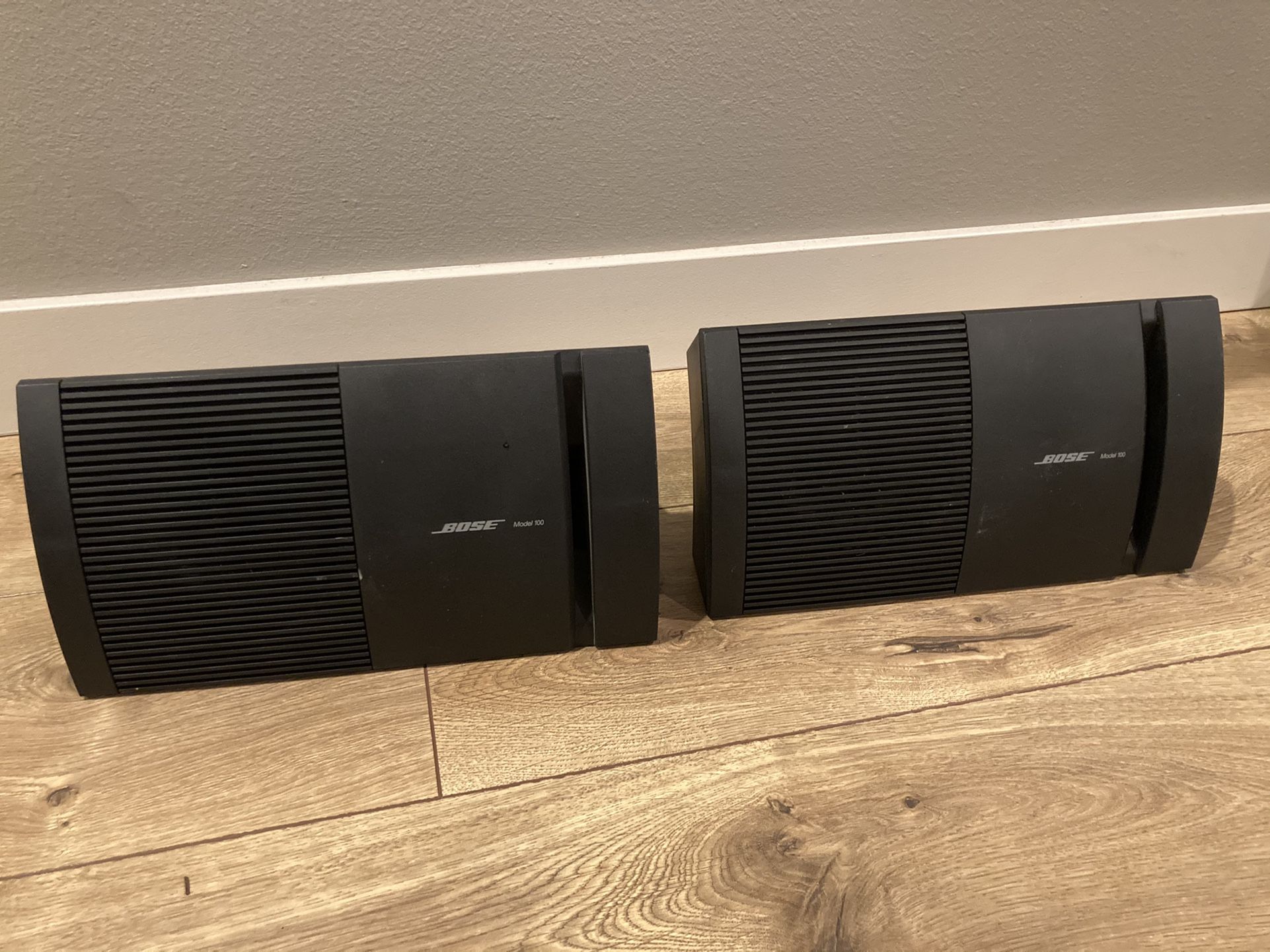 Bose Model 100 Speakers for Sale in Vancouver, WA - OfferUp
