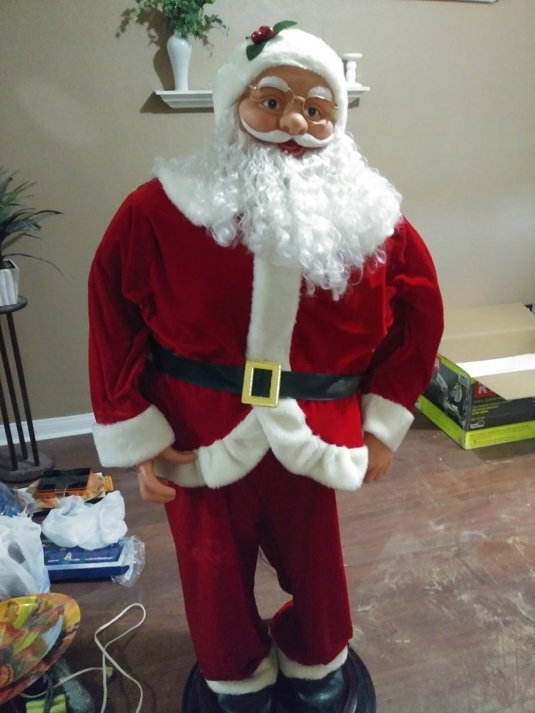 Dancing Santa