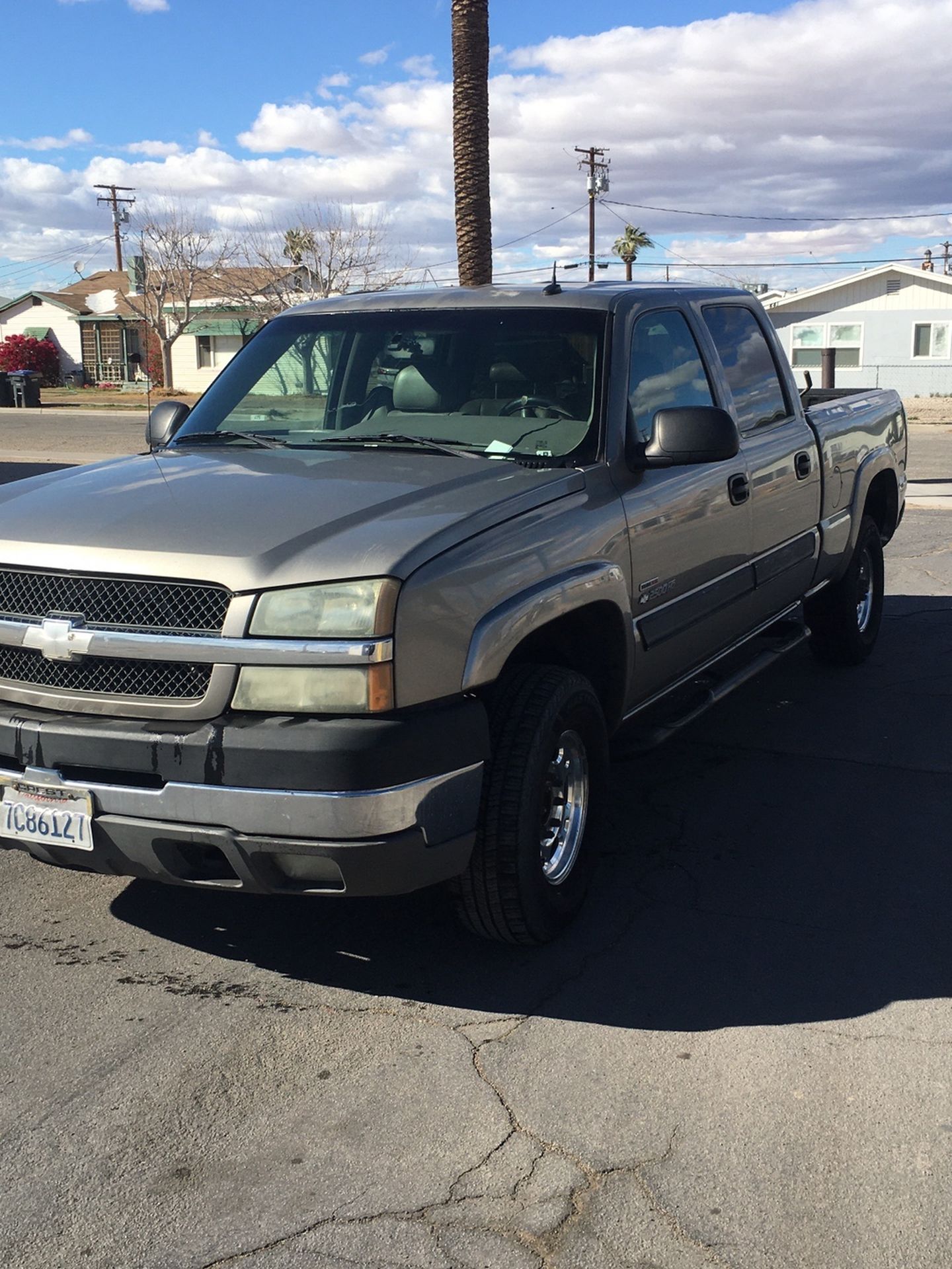 2003 Chevrolet Silverado 2500 HD for Sale in Ehrenberg, AZ - OfferUp