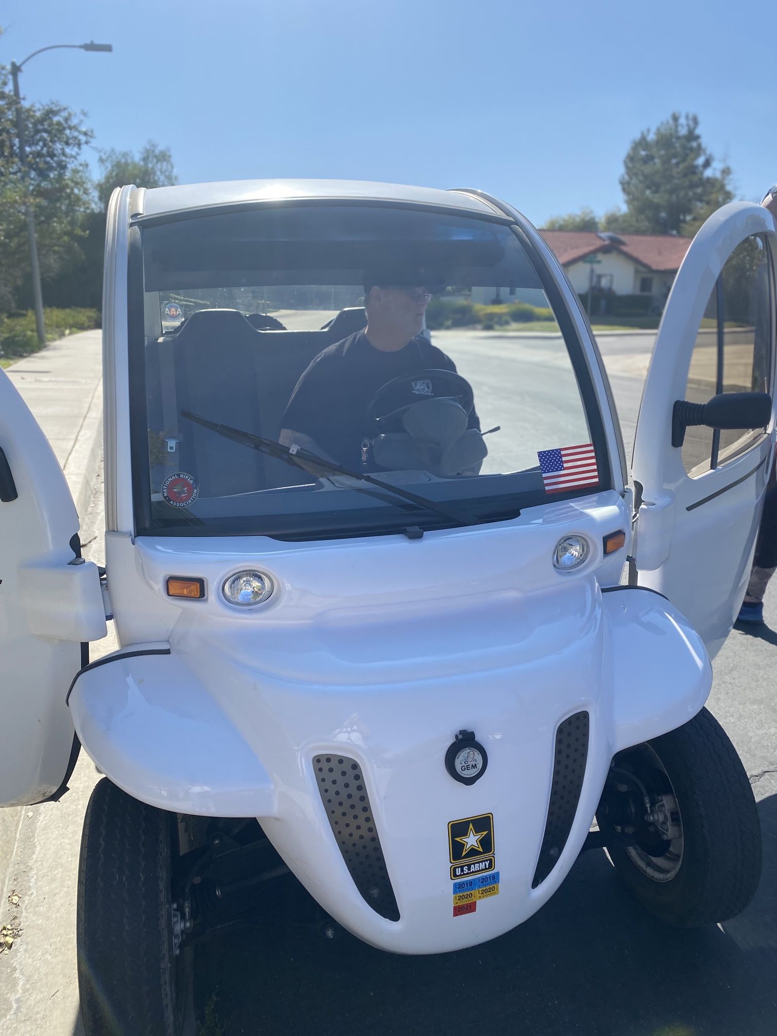 GEM Golf Cart for Sale in Riverside, CA - OfferUp