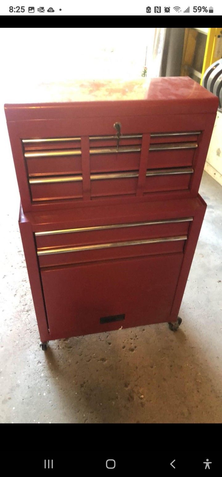 2 Piece Locking Tool Chest for Sale in Vernon Hills, IL - OfferUp