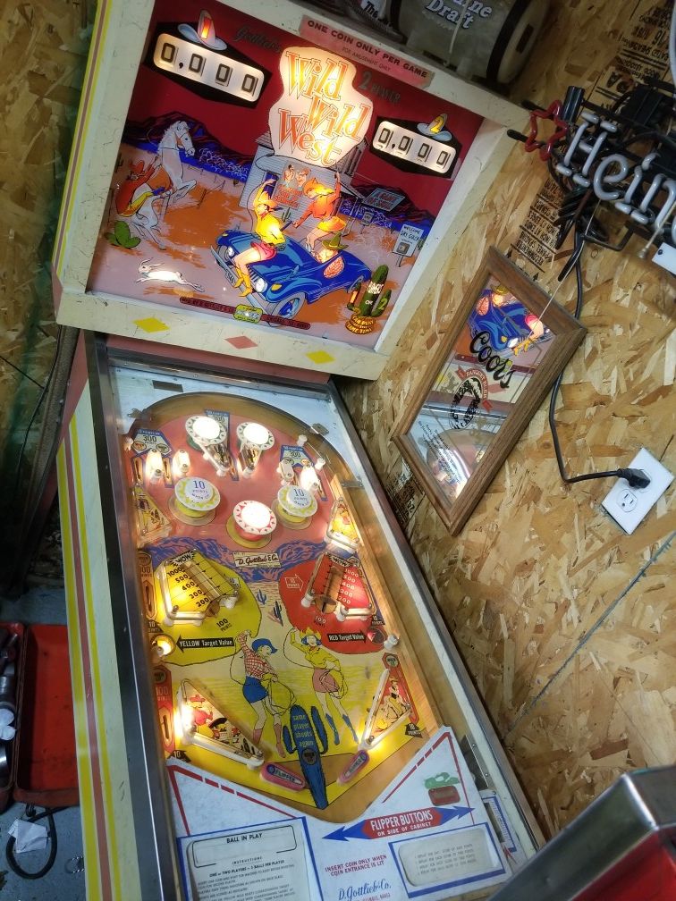1960's Pinball machine for Sale in Auburn, WA - OfferUp