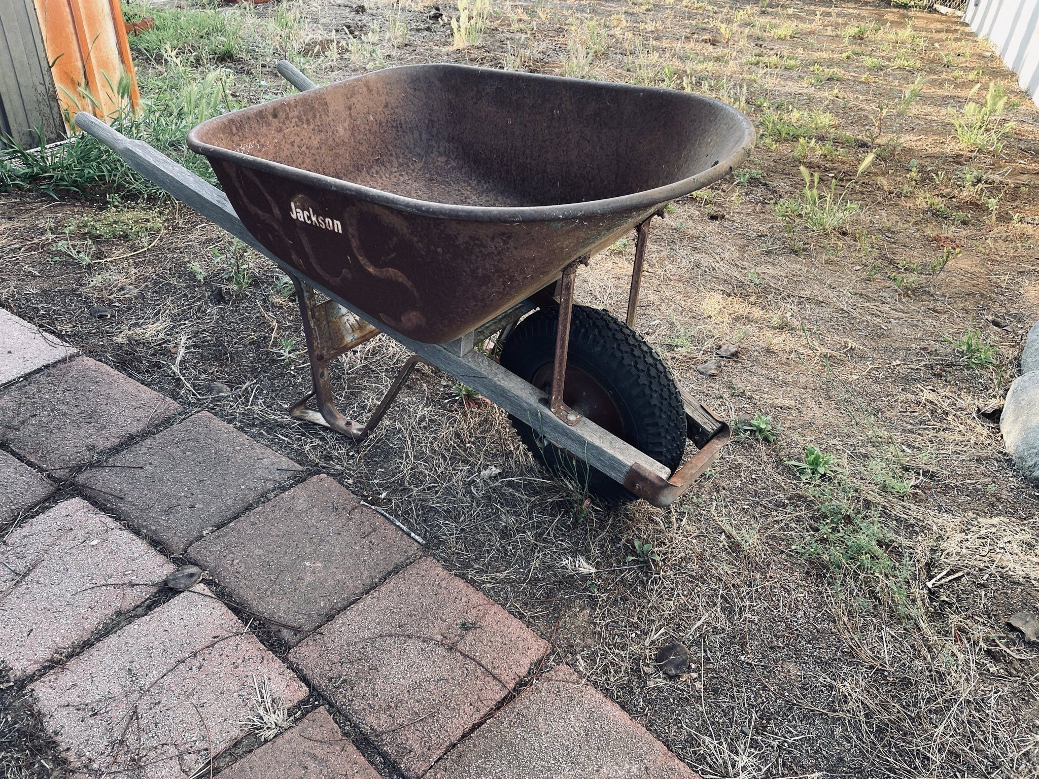Jackson Wheelbarrows