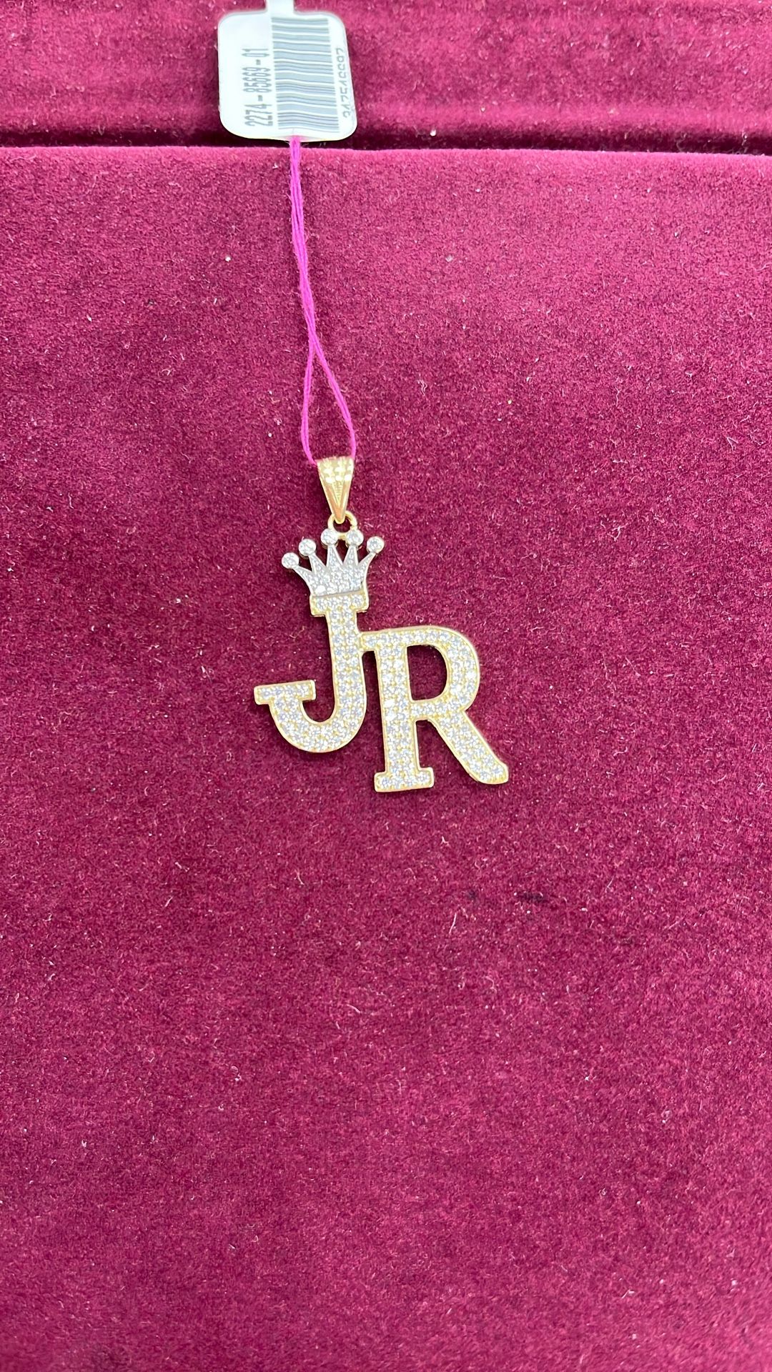 14K Gold Crown JR Pendant 2.8 Grams for Sale in Houston, TX - OfferUp