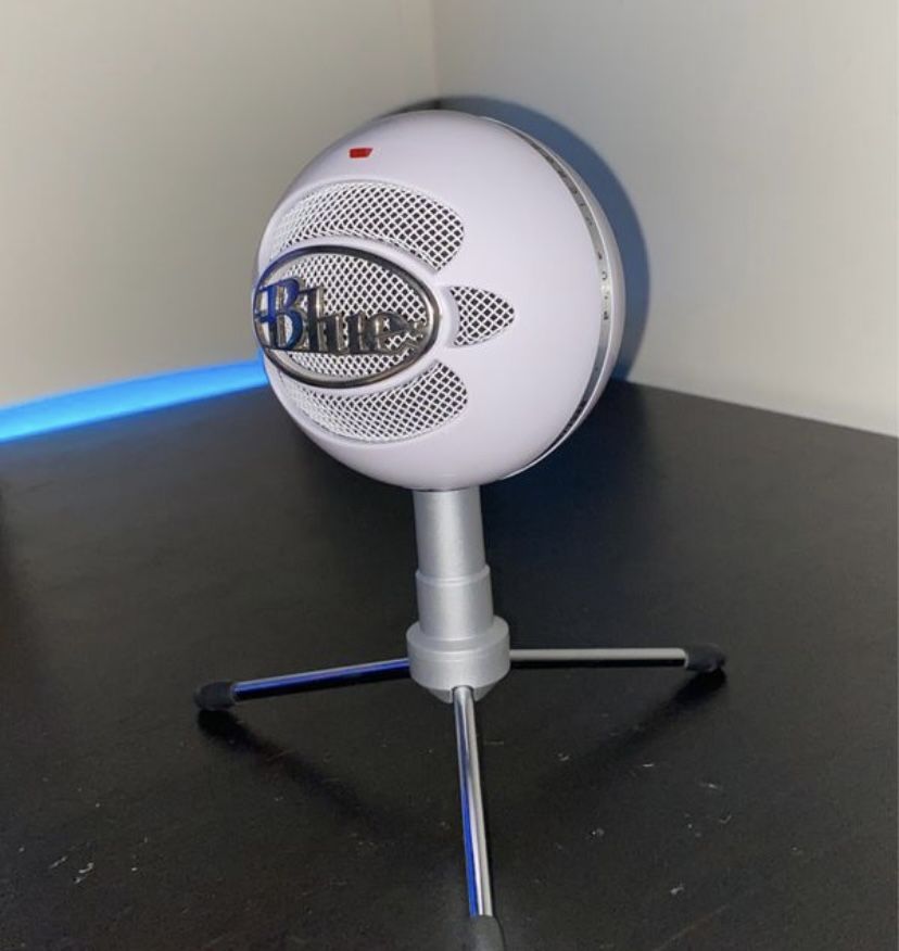 Blue Snowball mic for Sale in Poulsbo, WA - OfferUp
