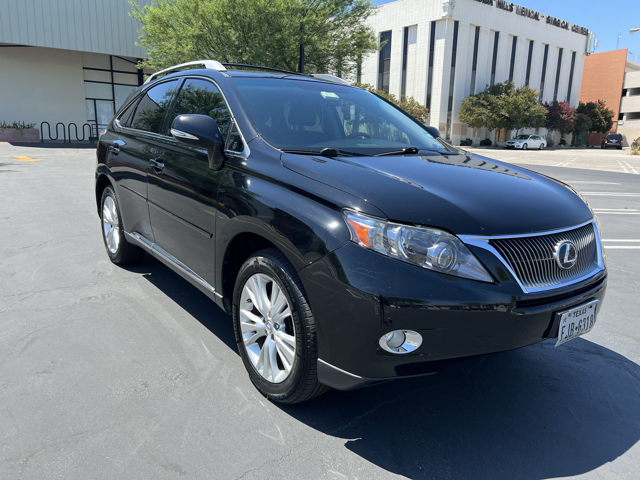 2010 Lexus Rx 450h for Sale in Los Angeles, CA - OfferUp
