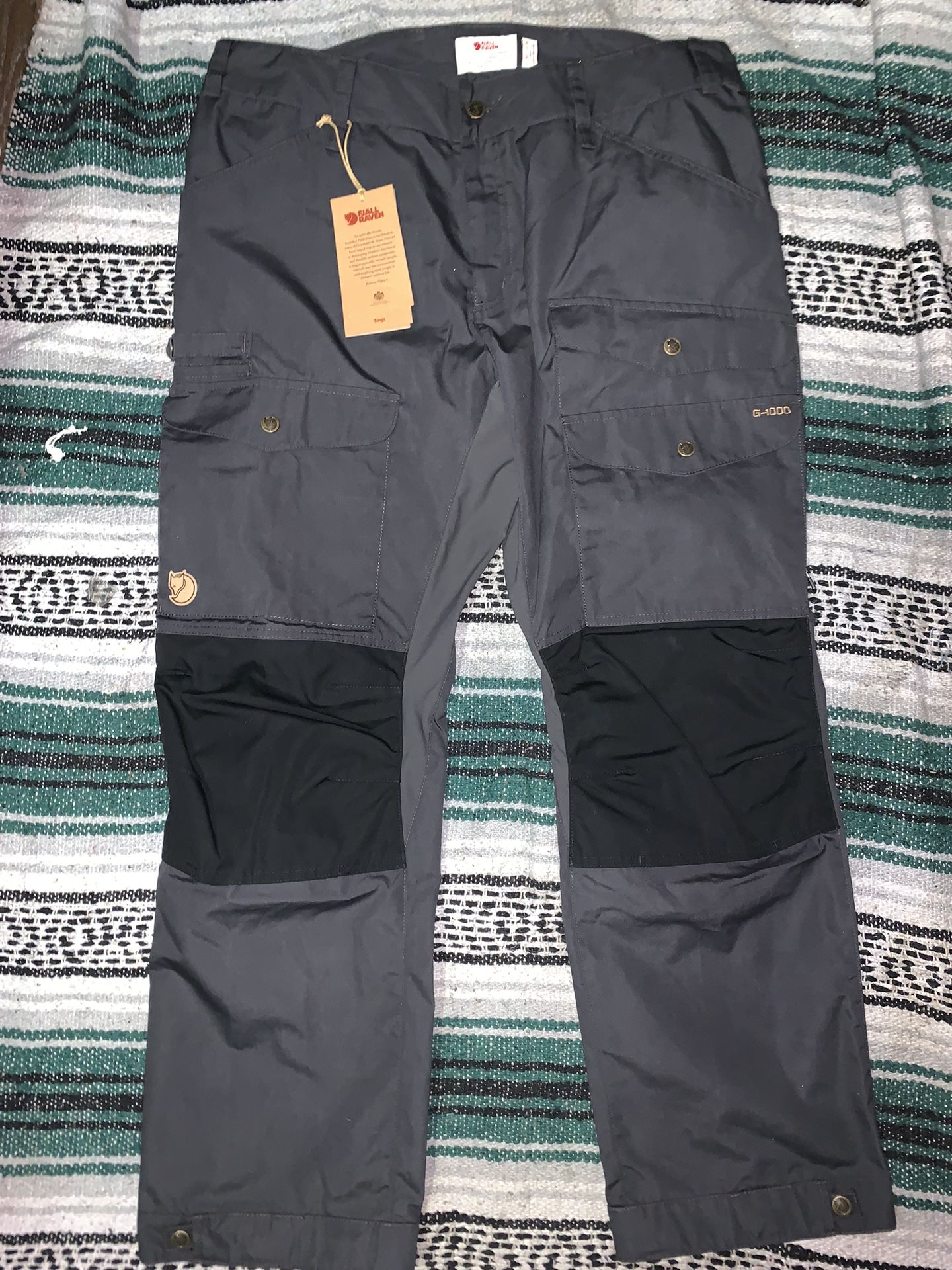 Fjall Raven Hiking Pants for Sale in Los Angeles, CA - OfferUp
