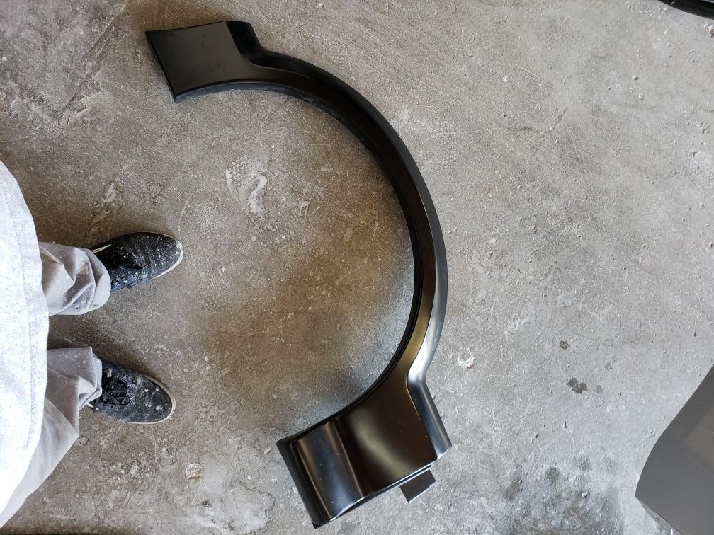 Gmc typhoon syclone passenger fender cladding for Sale in Los Angeles ...