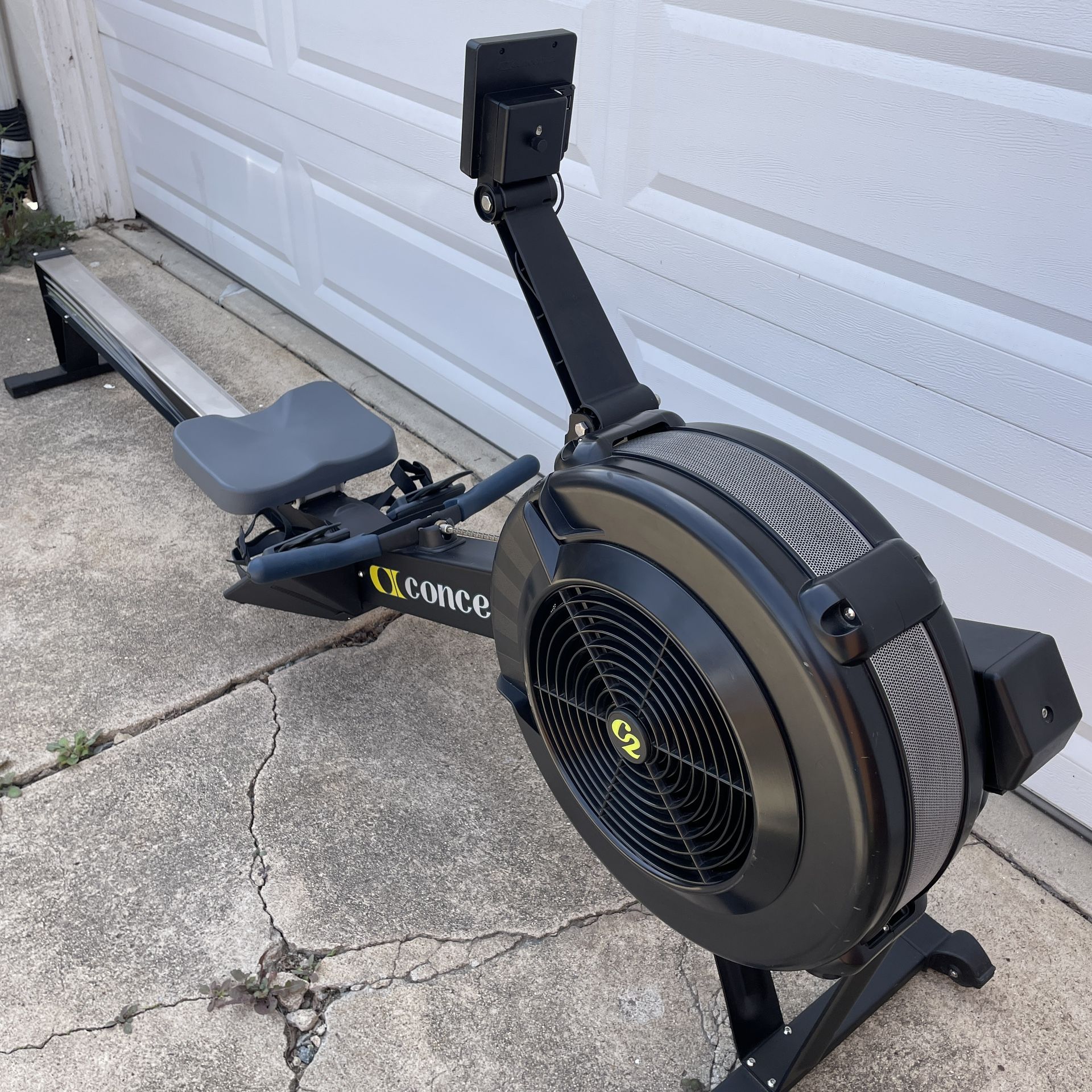 CONCEPT 2 Rower w/ PM5 Computer in Excellent Condition for Sale in San ...