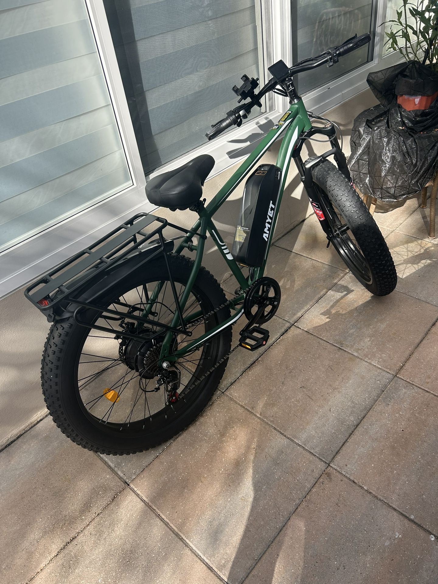 This is an AMYET EB26 electric fat tire mountain bike. It features a powerful 1000W (1500W peak ...