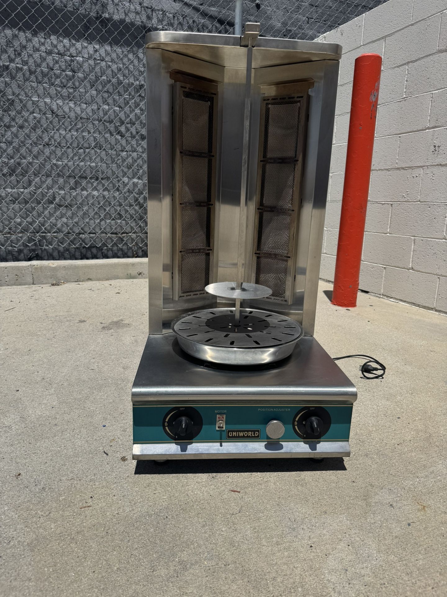 Vertical Broiler Gas for Sale in Los Angeles, CA - OfferUp