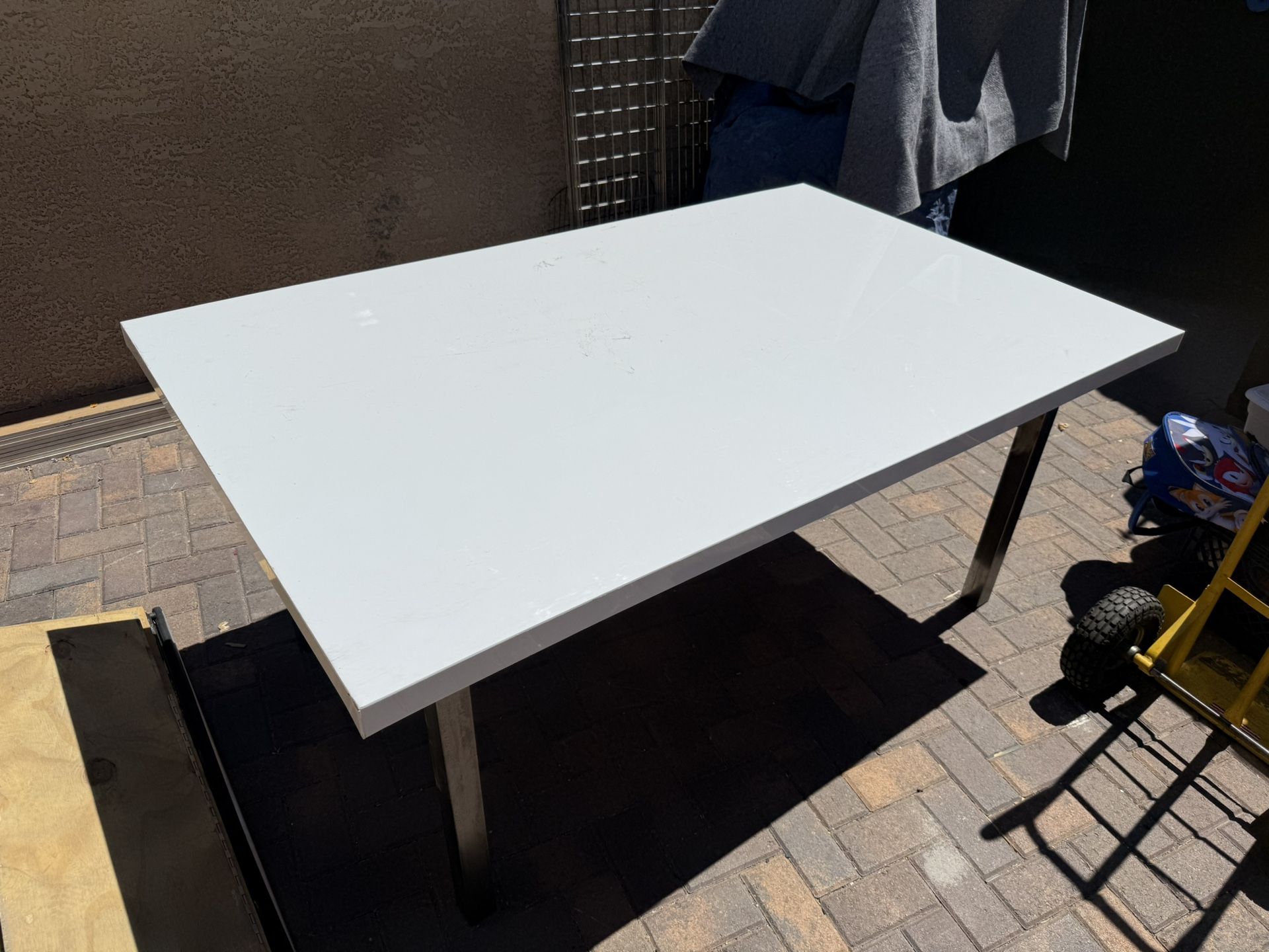 Free Tables for Sale in North Las Vegas, NV - OfferUp
