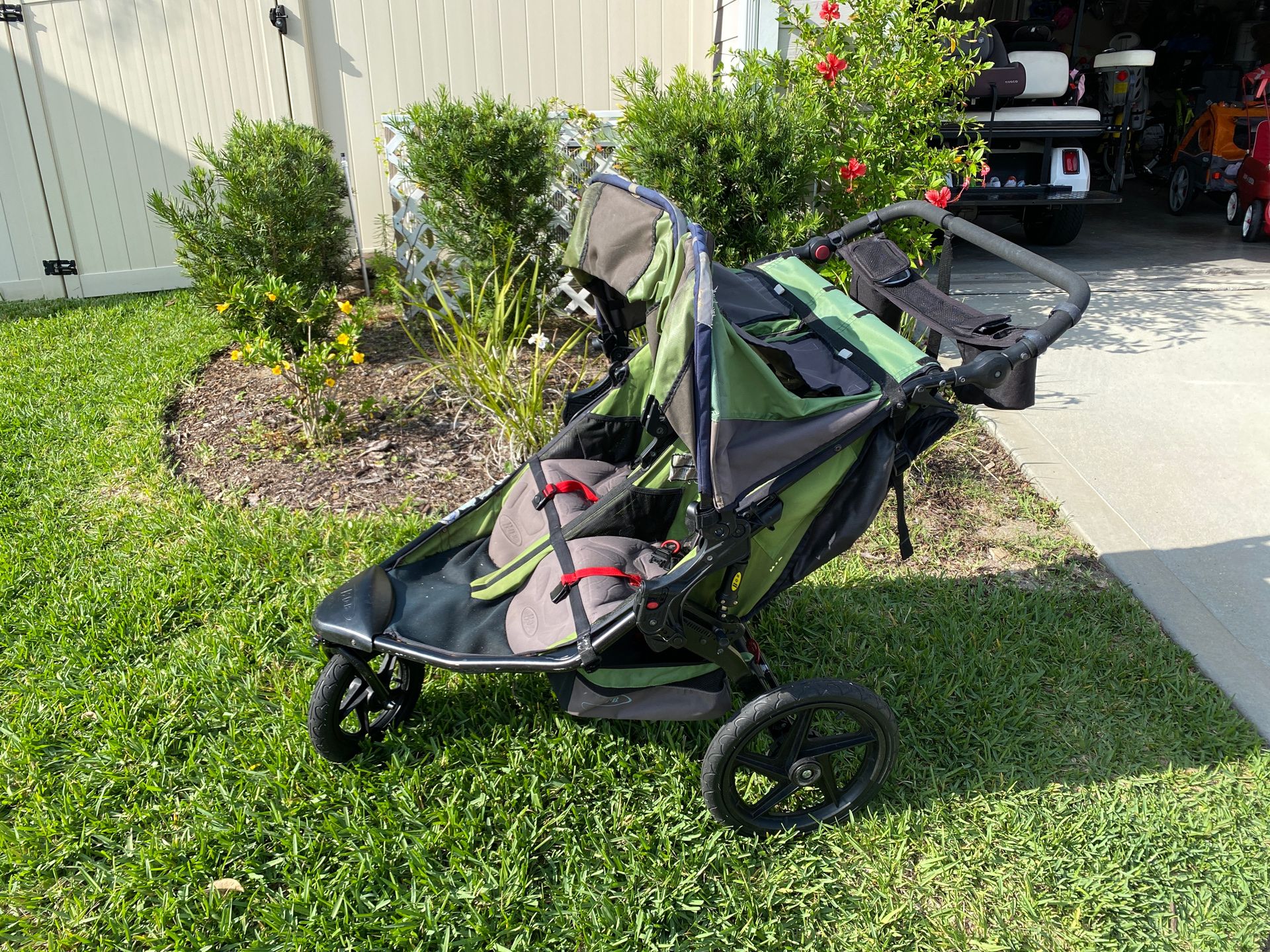 Double Bob Stroller for Sale in Nocatee, FL - OfferUp
