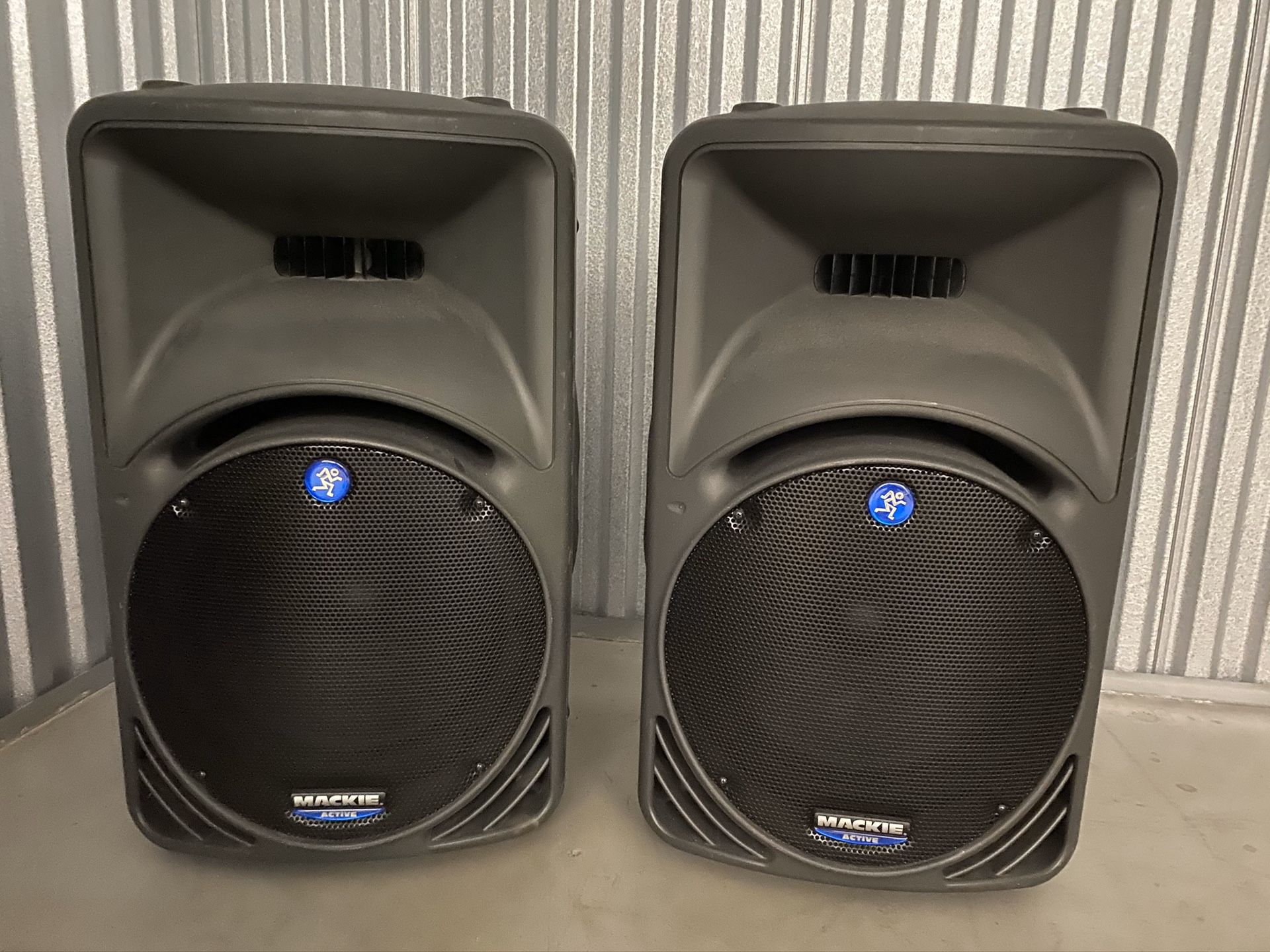 MACKIE SRM450 V1 Active PA Powered Speaker Pair for Sale in Miami, FL ...