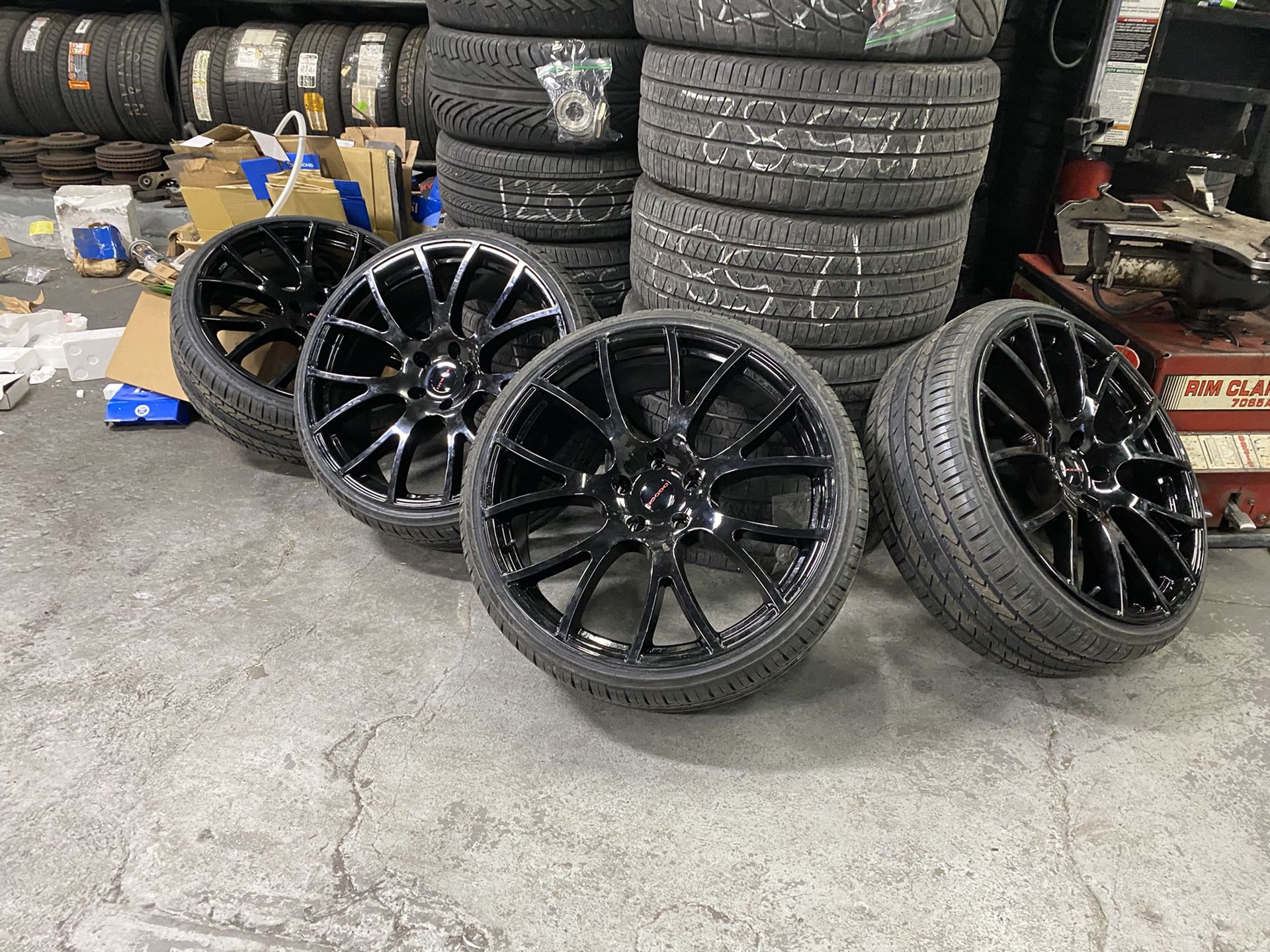 24 inch rims and tires for Sale in Queens, NY - OfferUp