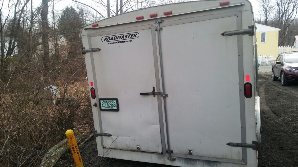 2005 Roadmaster Dual Axel Trailer 16ft long and 8 ft wide ...2 Back ...