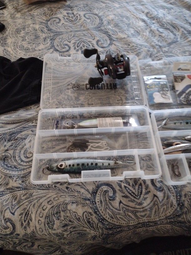 Calcutta Tackle Box And Accessories for Sale in Anaheim, CA - OfferUp