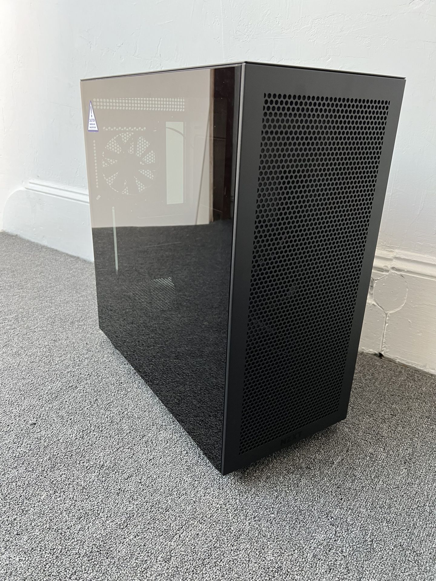 NZXT H7 Flow ATX Case BRAND NEW w/ Free RGB GPU Support Bracket for ...