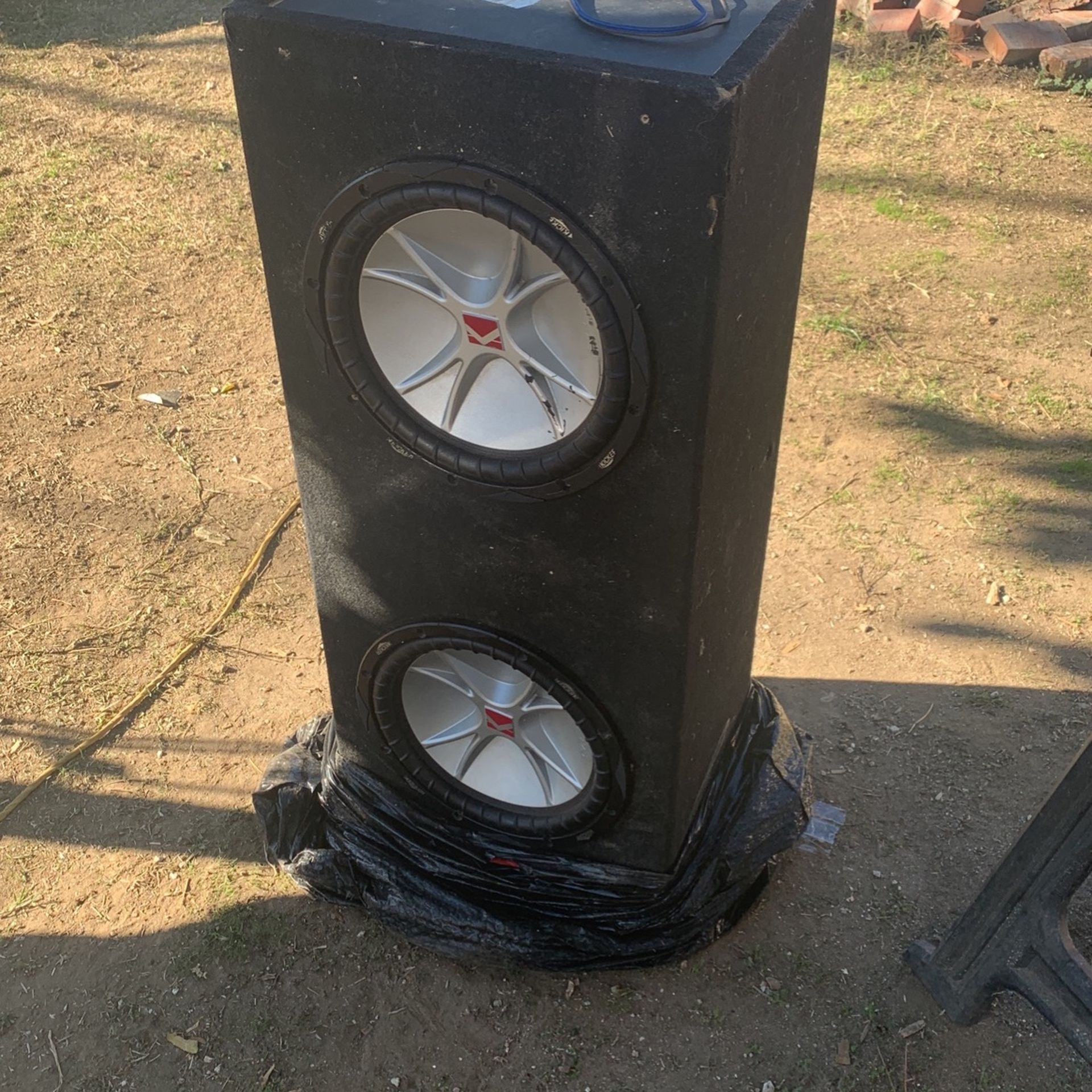 2 12” Inch Kickers for Sale in Ontario, CA - OfferUp