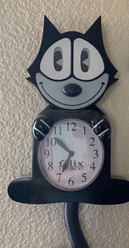 Felix the Cat animated wall clock for Sale in Castaic, CA - OfferUp