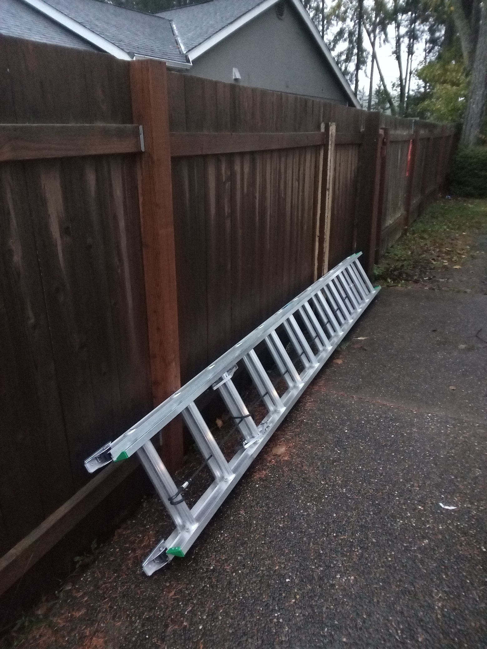 Werner 24ft Aluminum Extension Ladder for Sale in Gig Harbor, WA - OfferUp